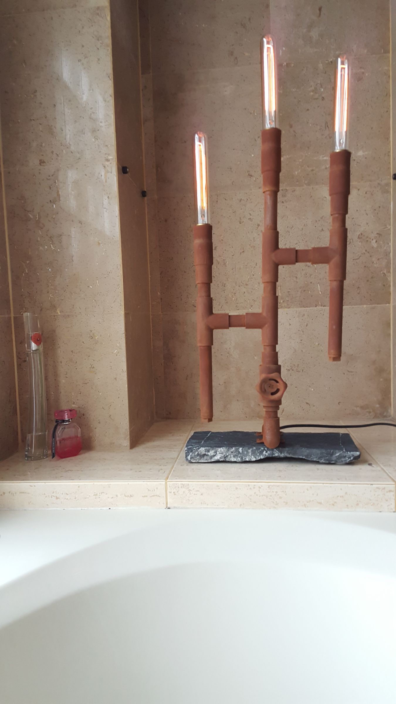 The FAMILY Lamp : 3 Steps - Instructables