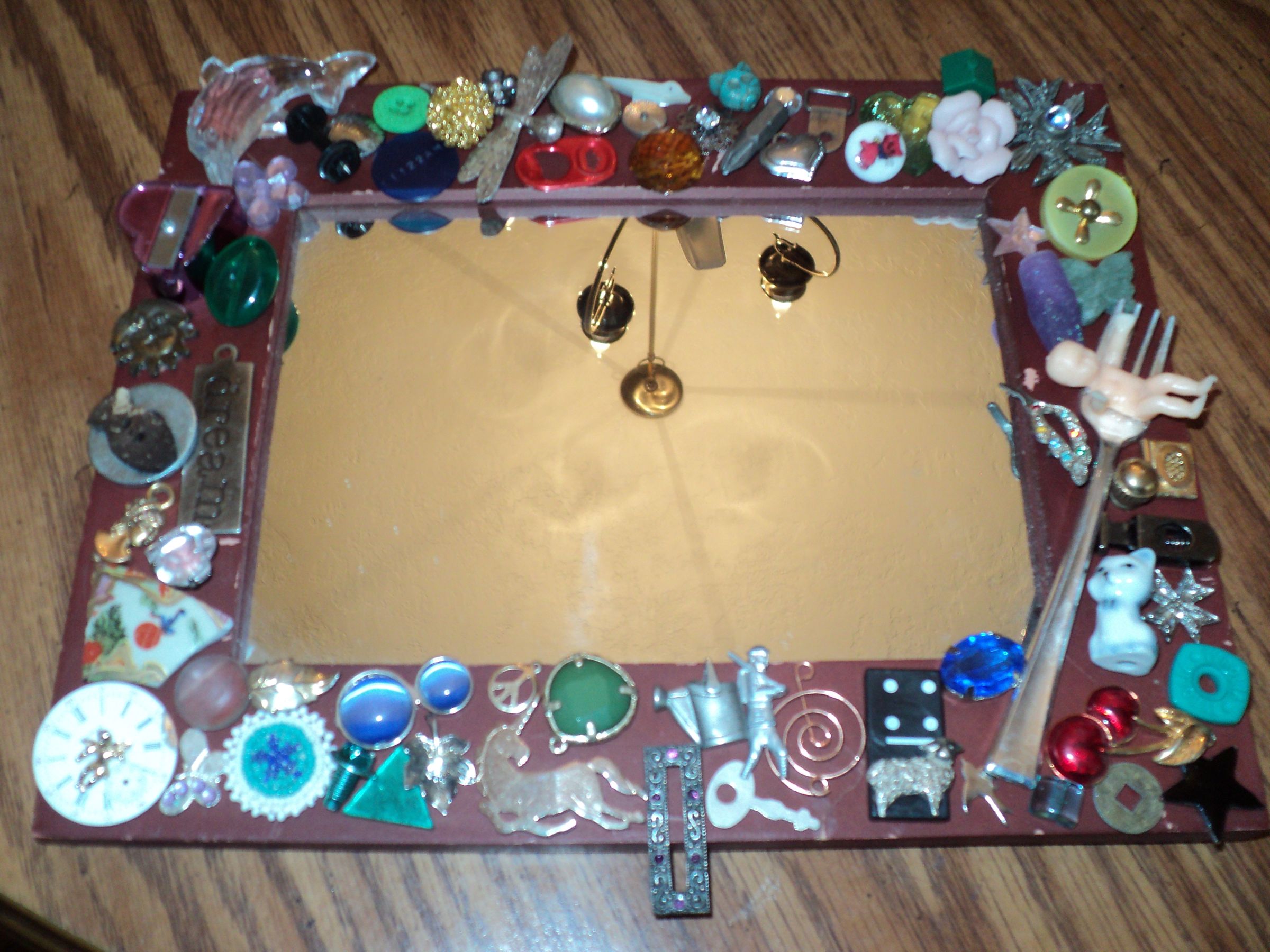 Make a Found Objects Memory Mirror (and Clean Your Junk Drawer) : 3 ...