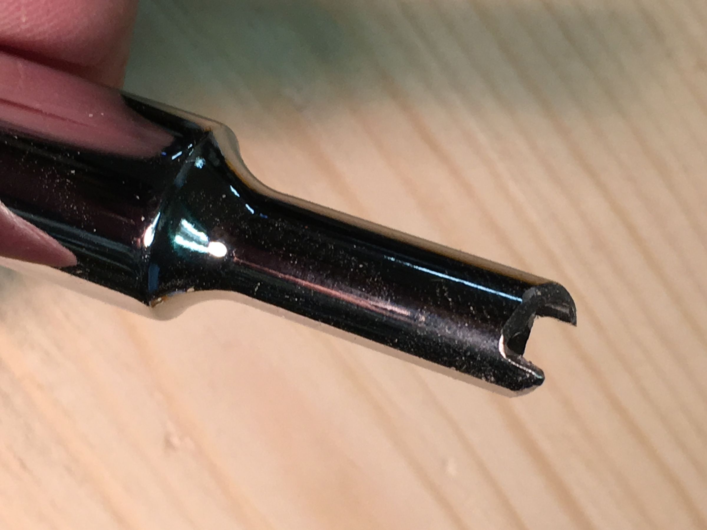 Make a Broken Screw Extractor : 4 Steps (with Pictures) - Instructables