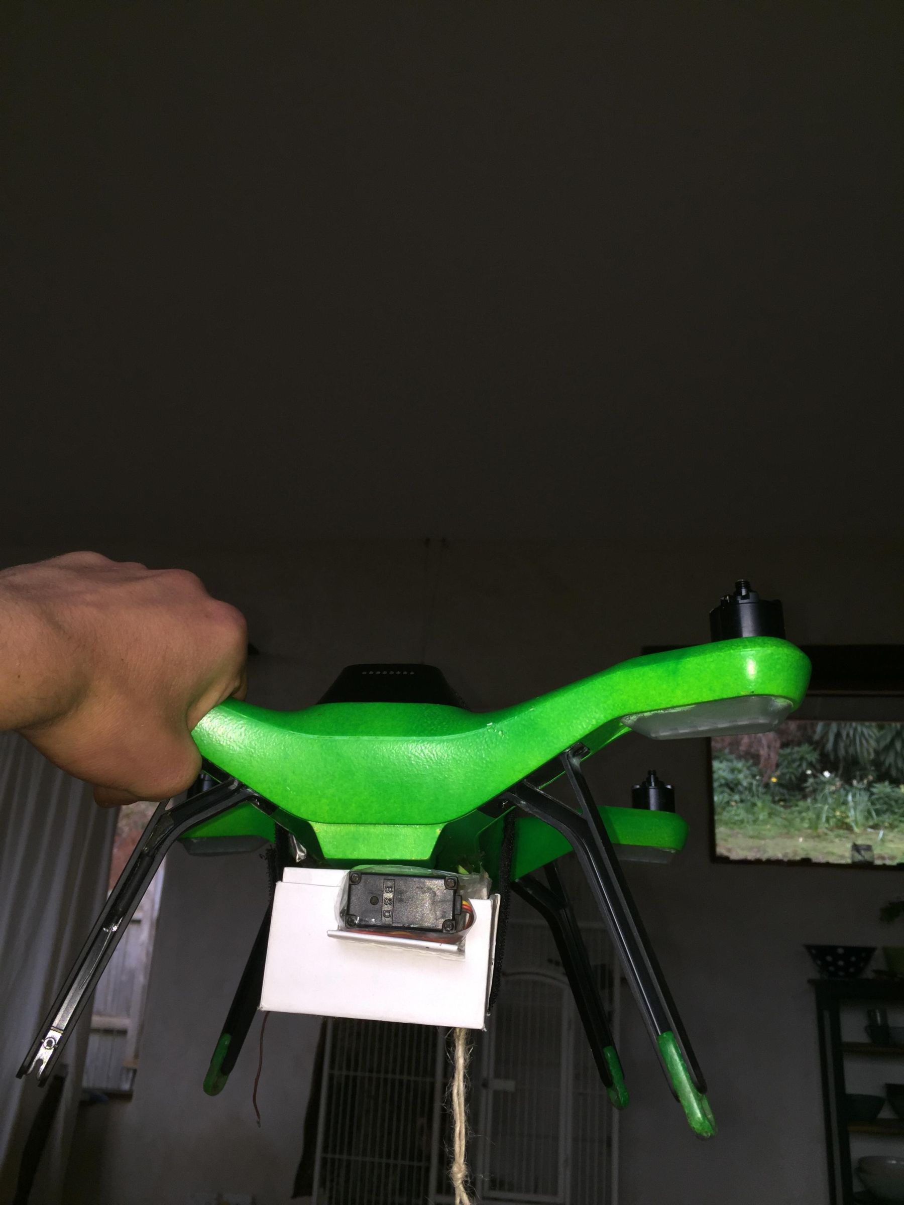 Remote Servo Dropper for Drone Fishing Super Neat : 7 Steps - Instructables