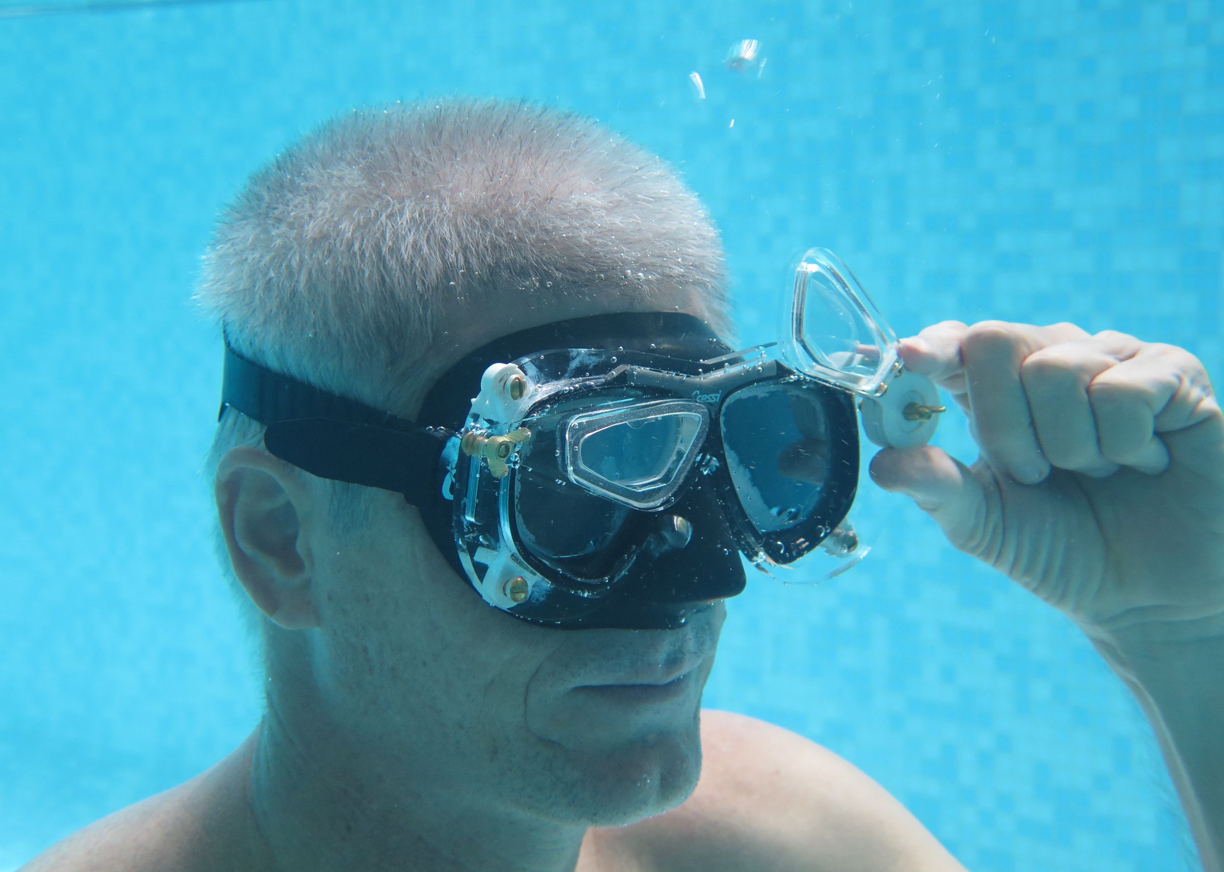 Diving Mask With Add on Lenses : 24 Steps (with Pictures) - Instructables