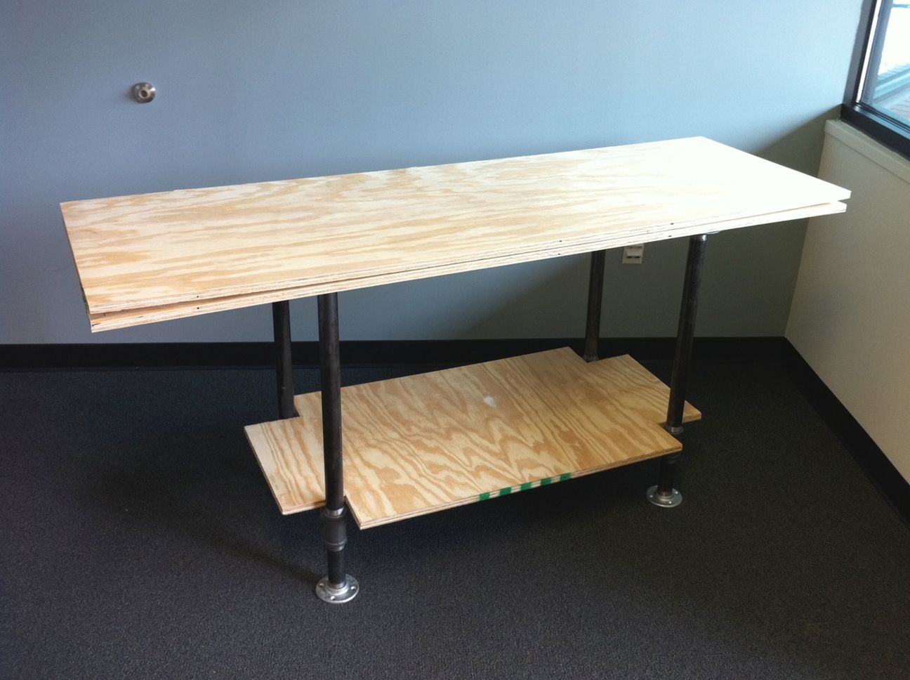Quick Heavy Duty Workbench : 3 Steps - Instructables
