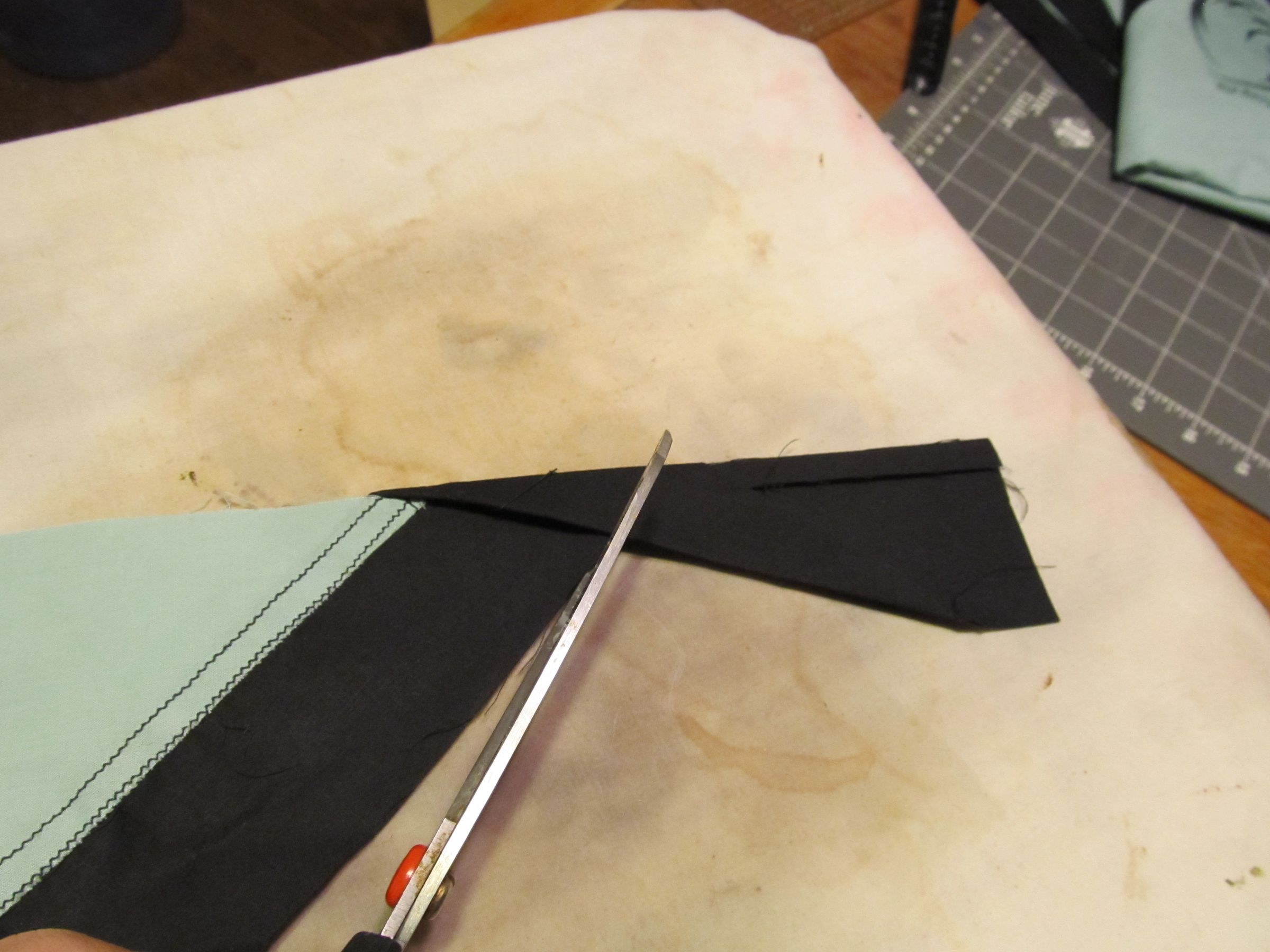 How to Make a Custom Boy Scout Troop Neckerchief. : 38 Steps ...