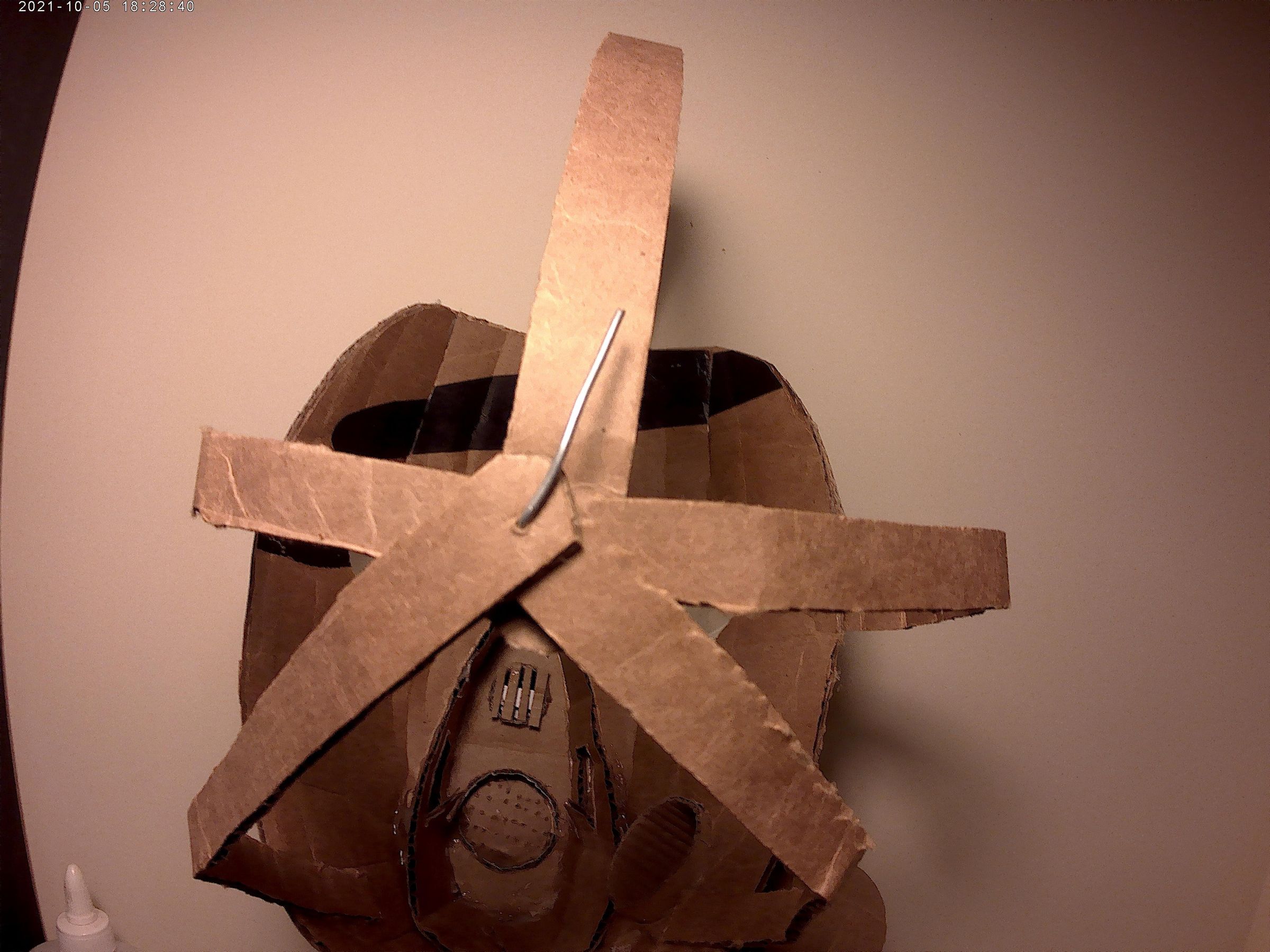 Cardboard Gas Mask : 7 Steps (with Pictures) - Instructables