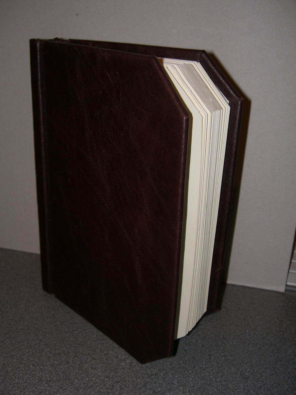 Simple Leather Book Binding Using Power Tools! BSG Edition. : 10 Steps ...