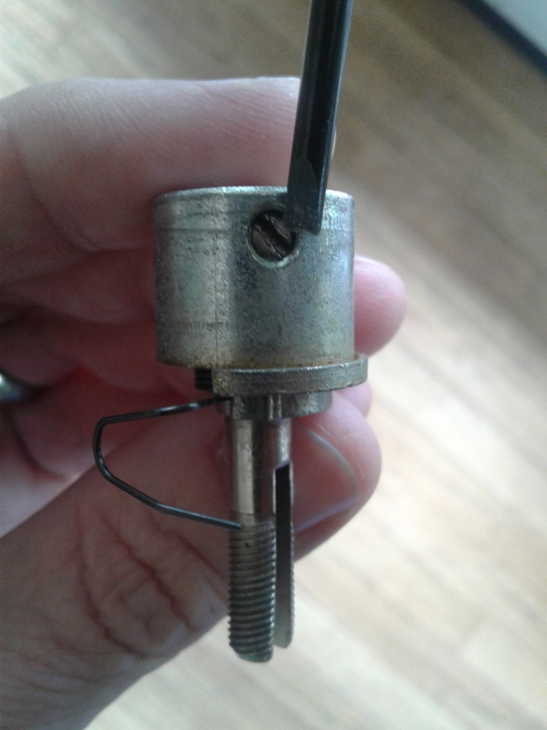 Sewing Machine Upper Tension Regulator Overhaul : 5 Steps - Instructables