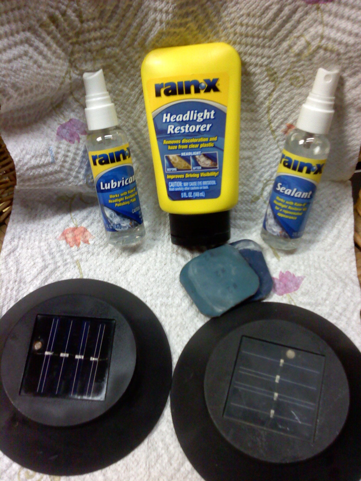 Bucket Solar Light & Storage Container SUPER EASY (with Pictures ...