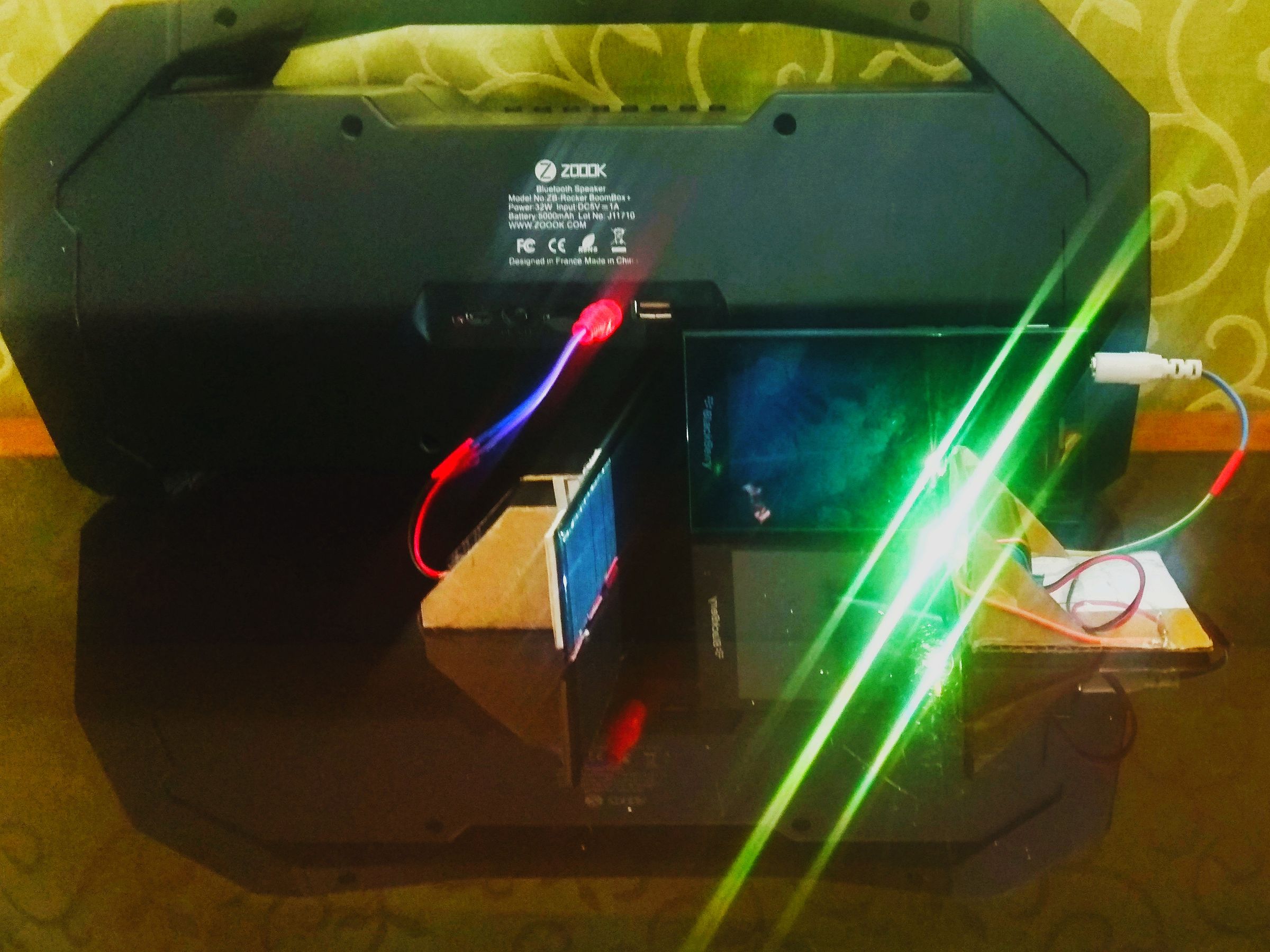Li-Fi [Audio Transmission Through Light] : 7 Steps - Instructables