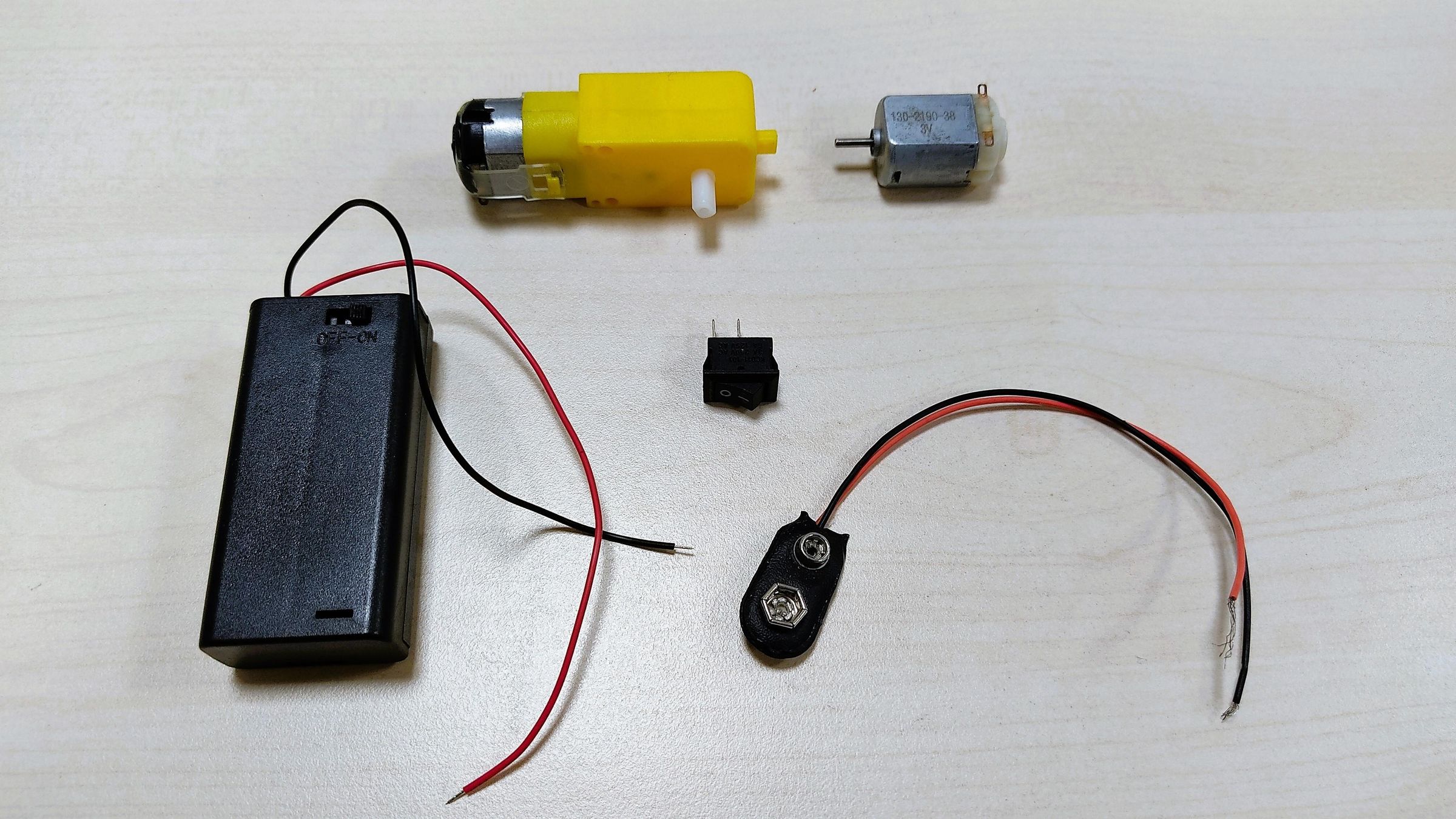 Robotics for School: Create Four Easy Robots Using Simple Materials ...