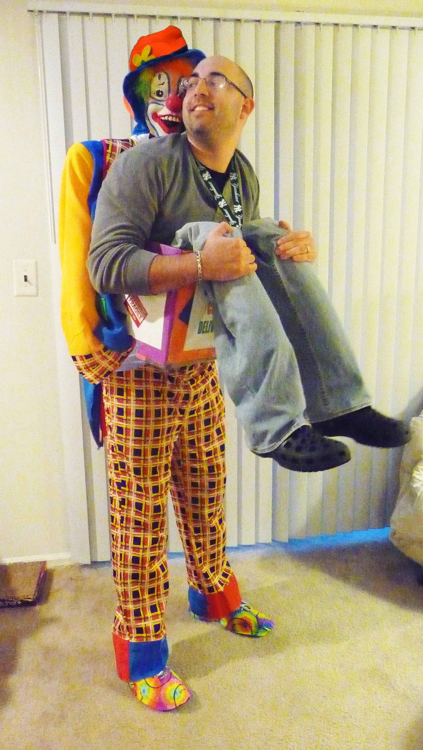 "Class Clown Delivery" Halloween Illusion Costume : 5 Steps (with ...