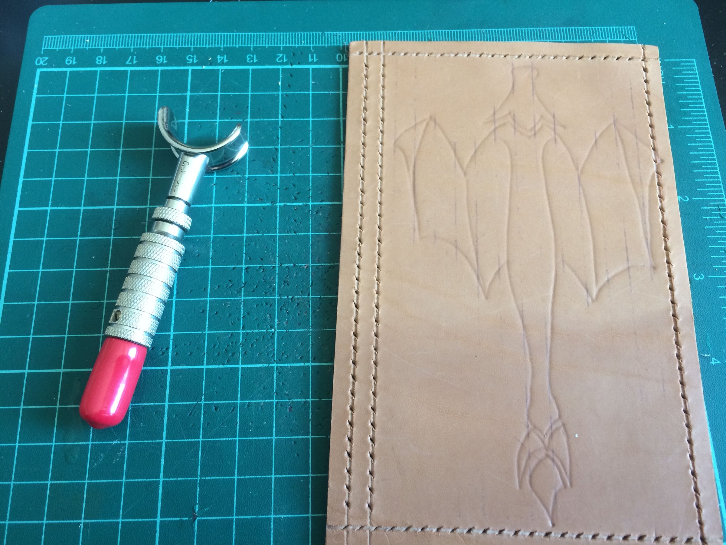 Leather Dice Tube : 15 Steps (with Pictures) - Instructables