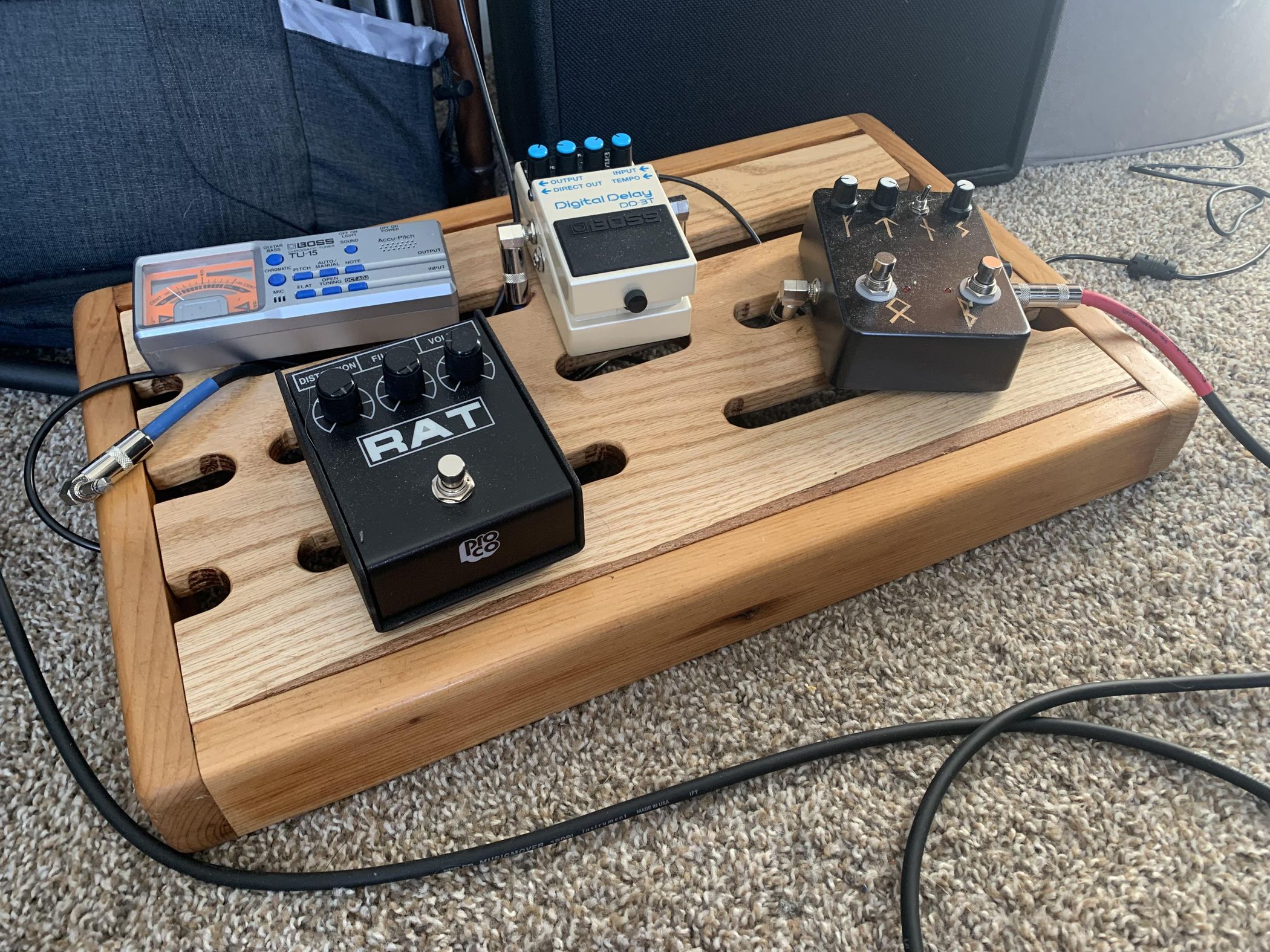 Wooden Pedalboard (for Beginners!) : 8 Steps (with Pictures ...