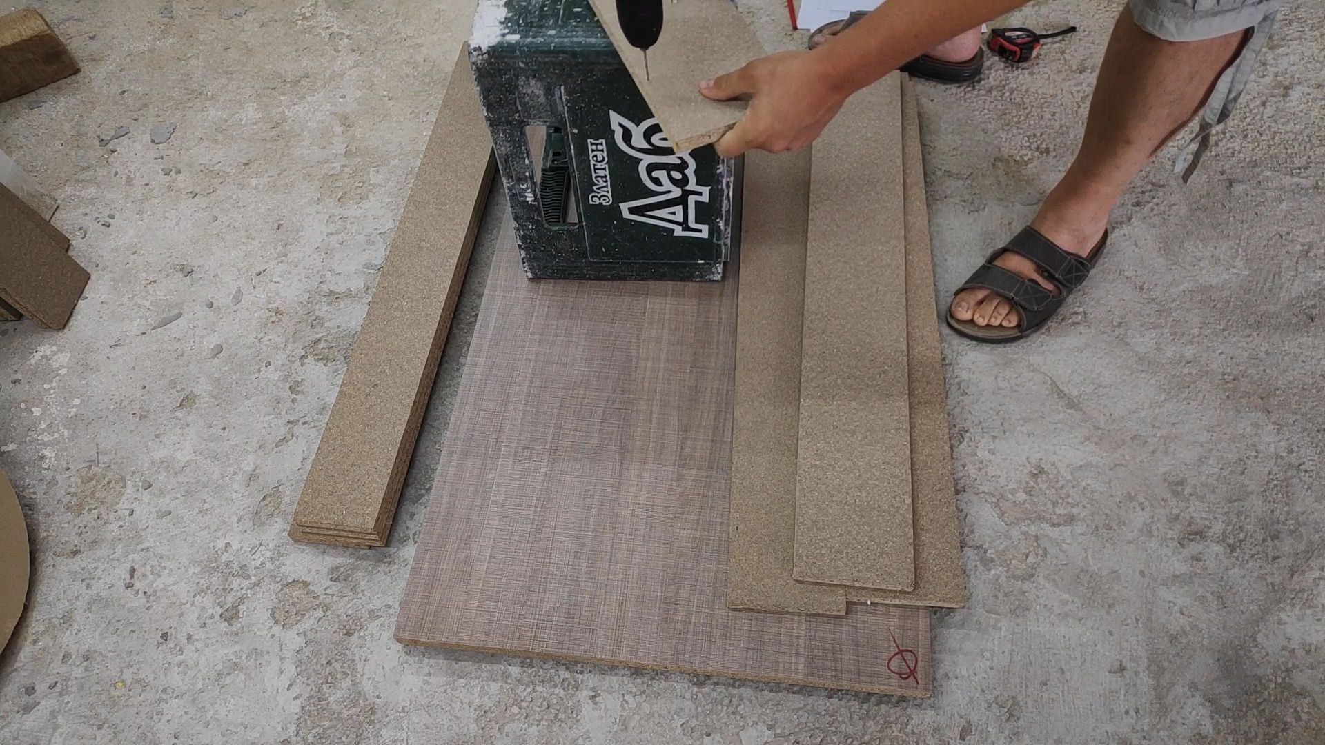 Less Than $50 Particleboard Workbench : 9 Steps (with Pictures ...