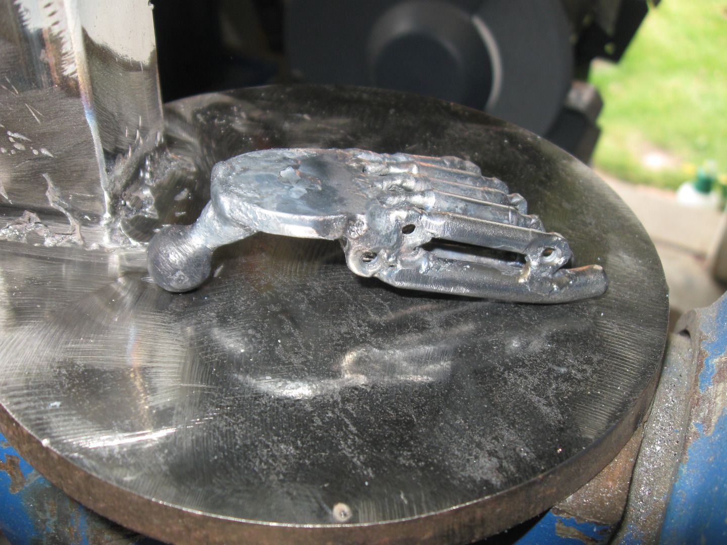 Terminator Foot Nut Cracker (revised) : 6 Steps (with Pictures ...