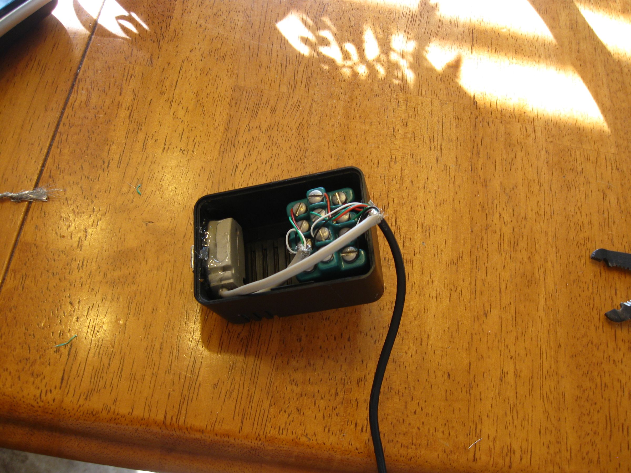 Simple USB Switch : 4 Steps - Instructables