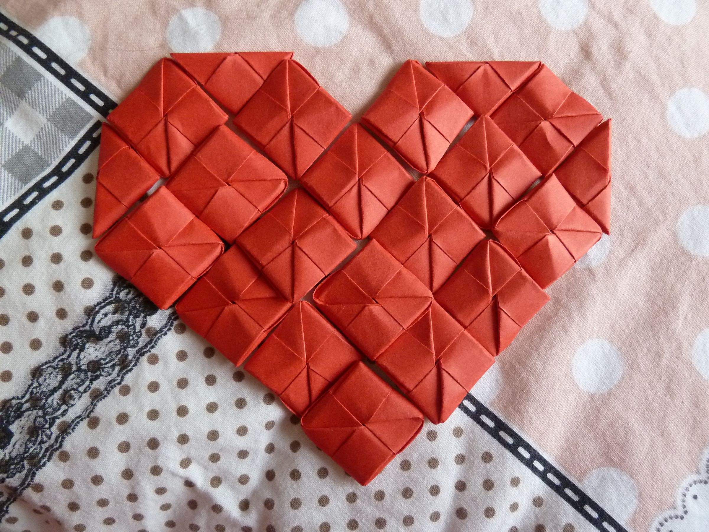 Paper Heart Decorations : 16 Steps (with Pictures) - Instructables