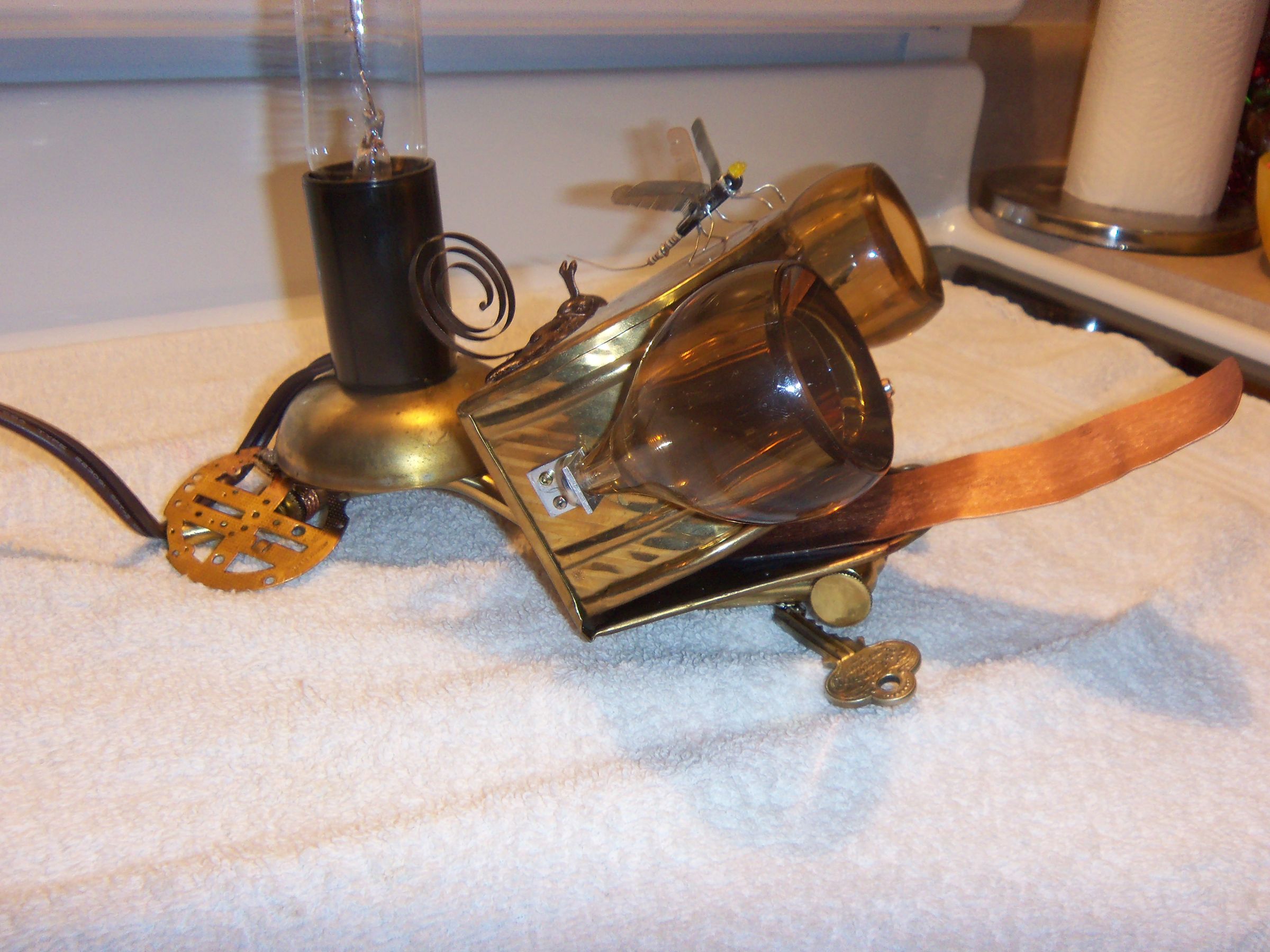STEAM / DIESEL PUNK FROG LAMP - Instructables