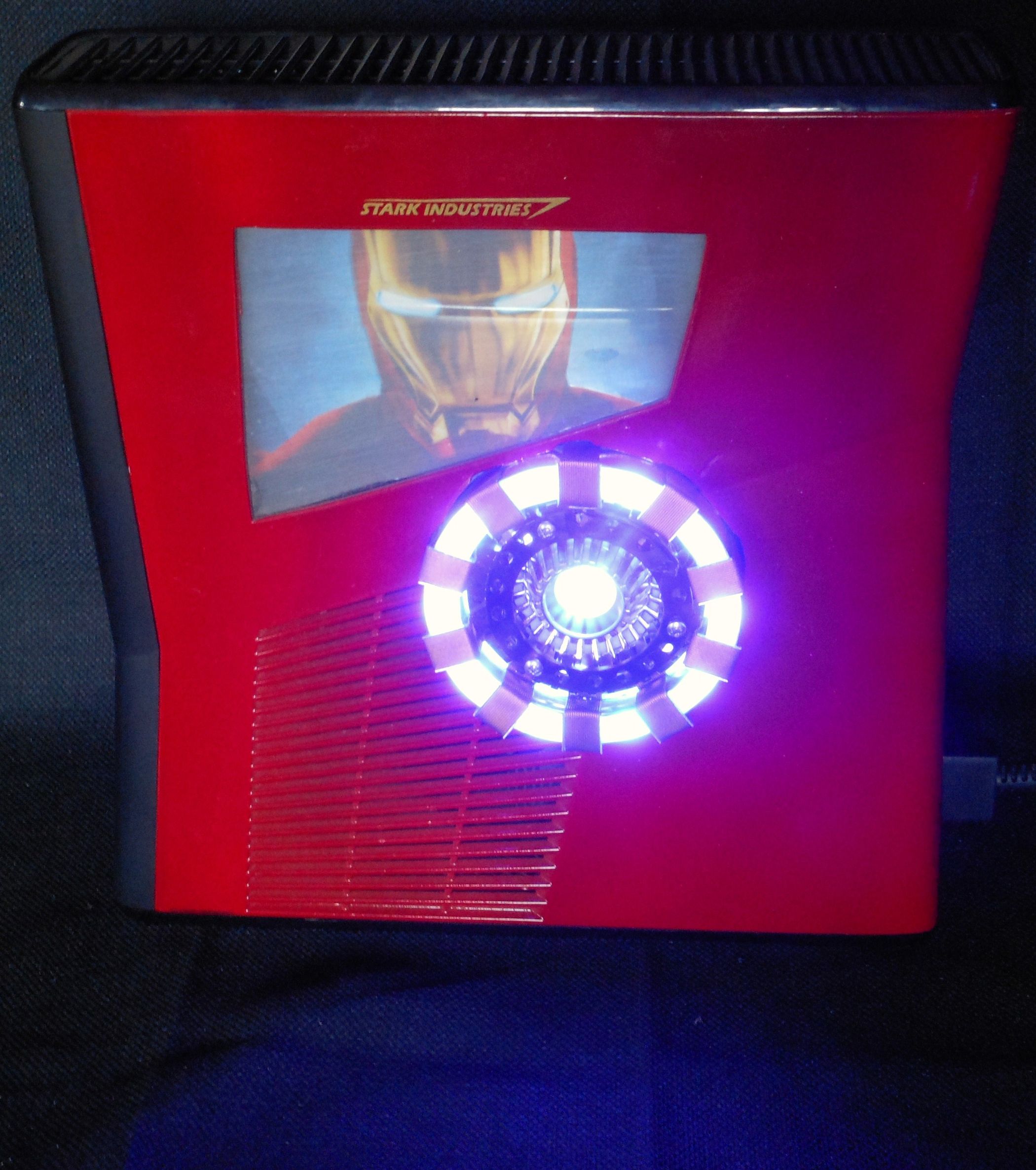 Iron Man DIY XBOX 360 Case Mod : 5 Steps - Instructables