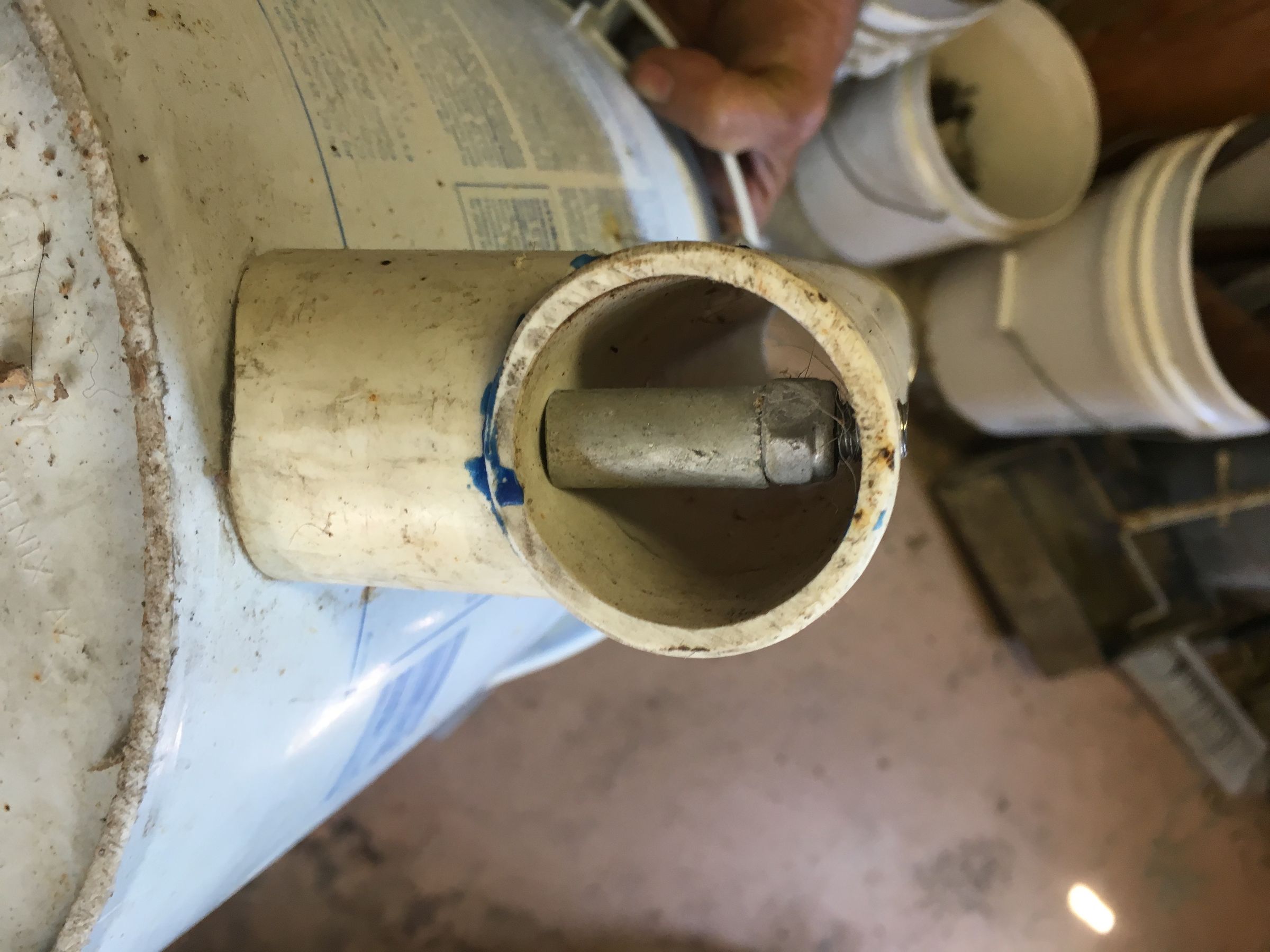 DIY Tackle Box Fishing Seat and Pole Holder From a 5 Gallon Bucket ...