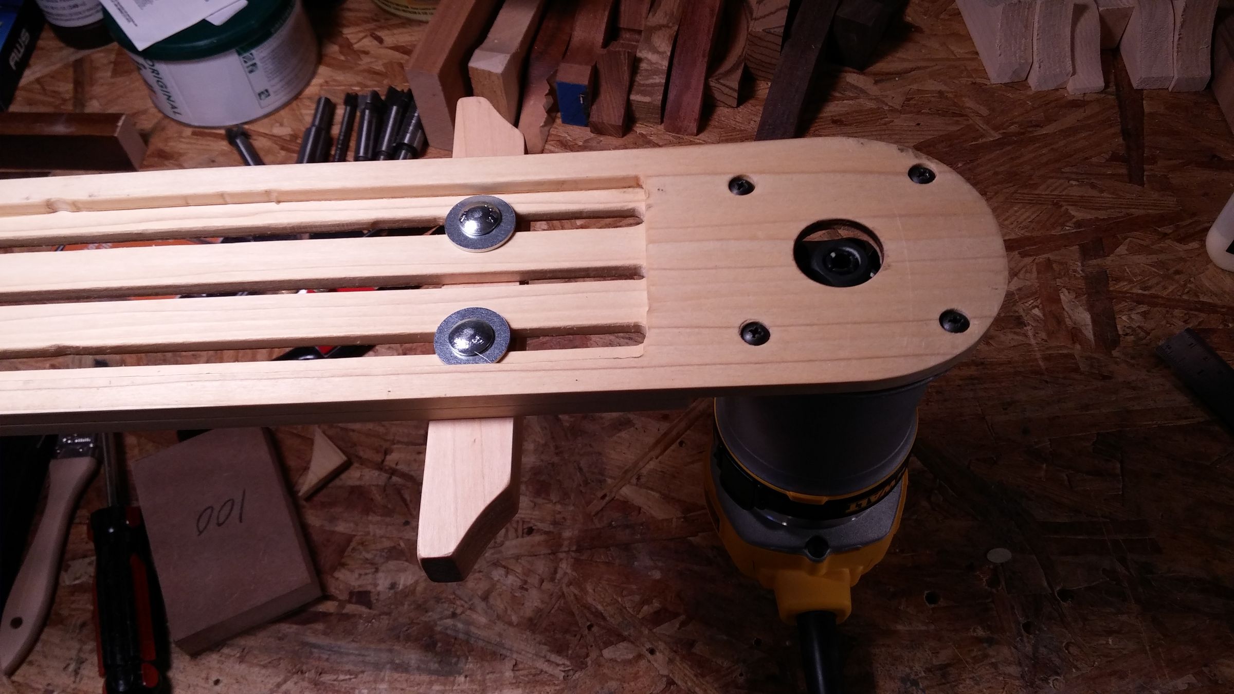 Router Circle Jig Edge Guide : 14 Steps (with Pictures) - Instructables