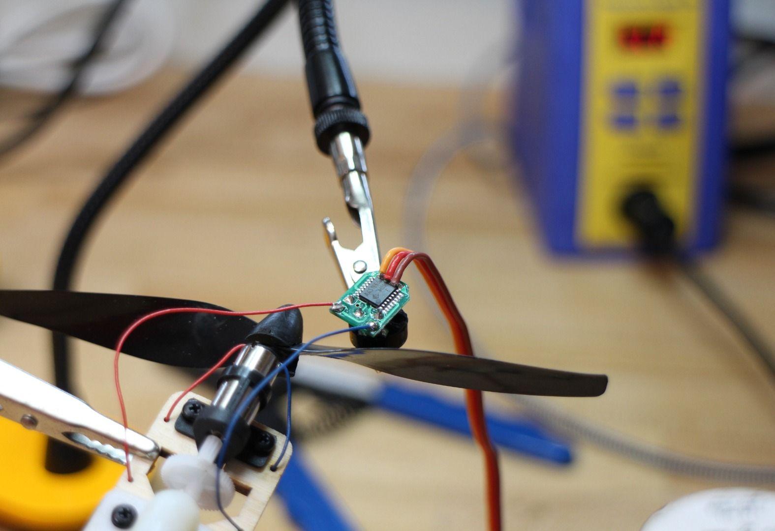 Miniature Autonomous Blimp : 13 Steps (with Pictures) - Instructables