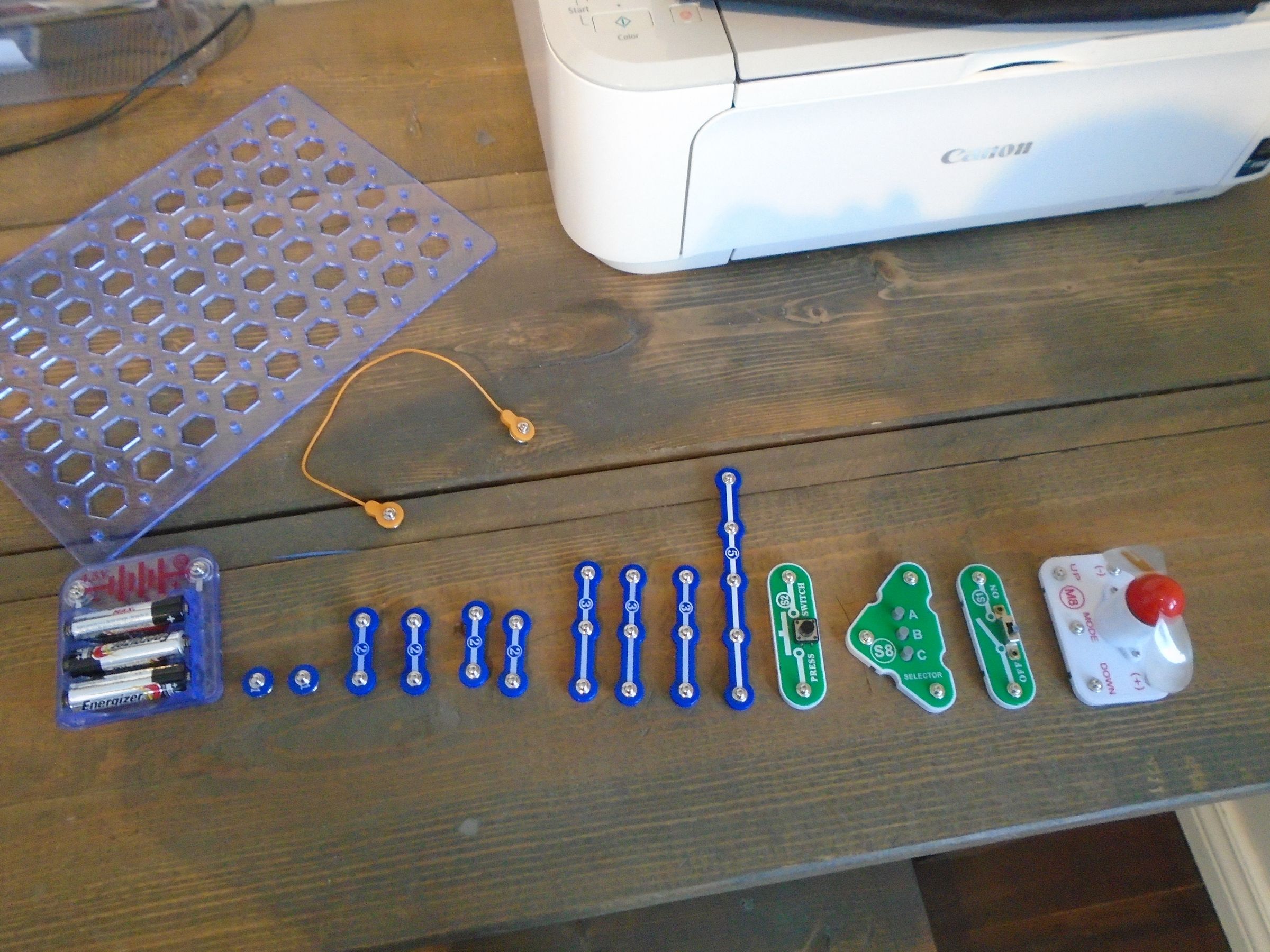 MAKE YOUR SNAP CIRCUITS ARCADE SET FAN SAY I
