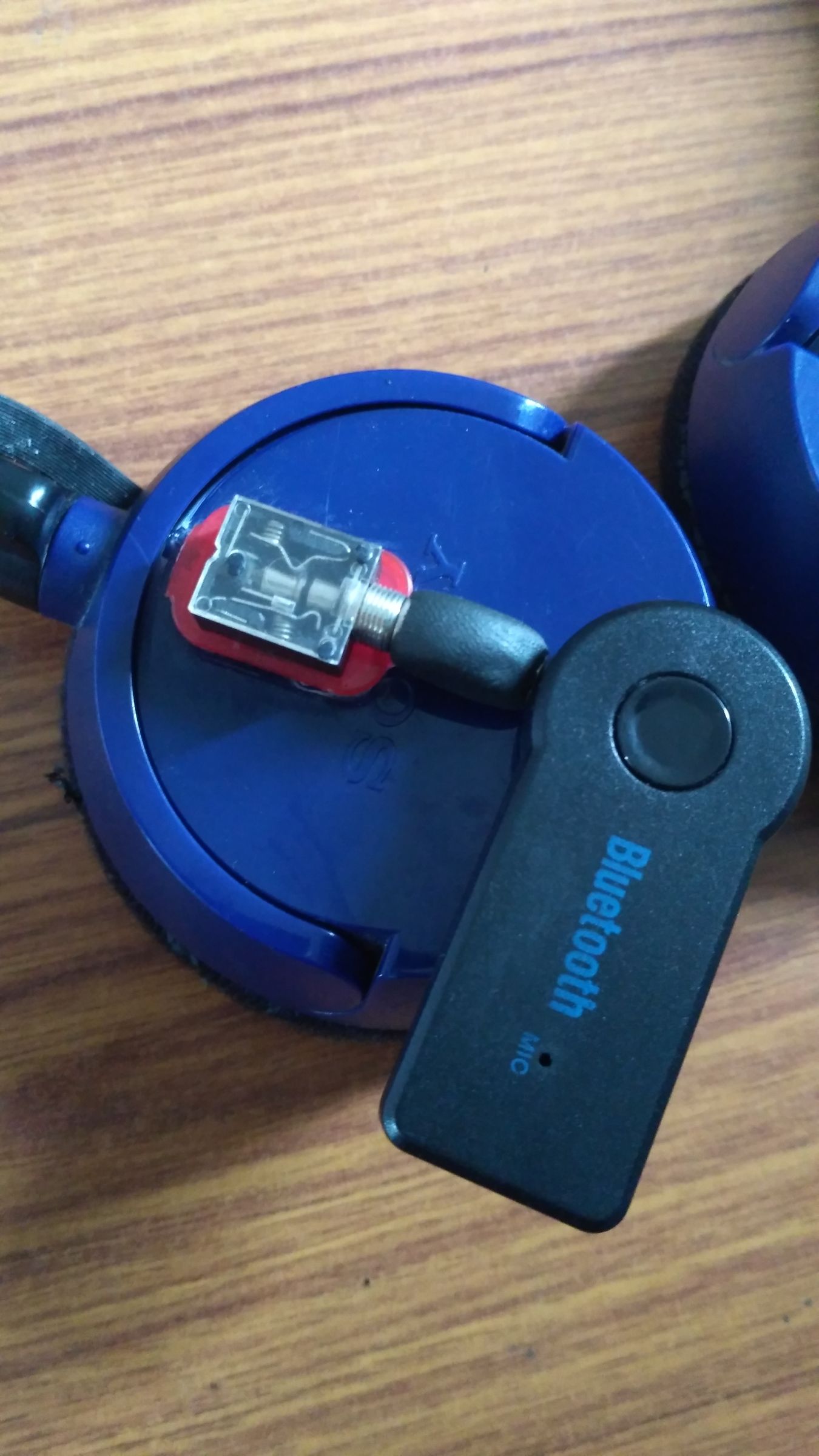 Wired to Wireless Bluetooth Headphone Convertion : 9 Steps (with ...