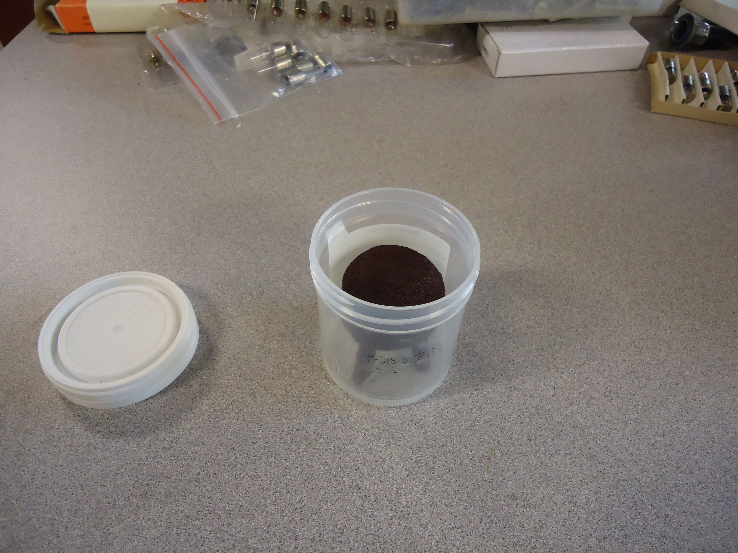 "Stool" Sample Gag Gift : 3 Steps (with Pictures) - Instructables