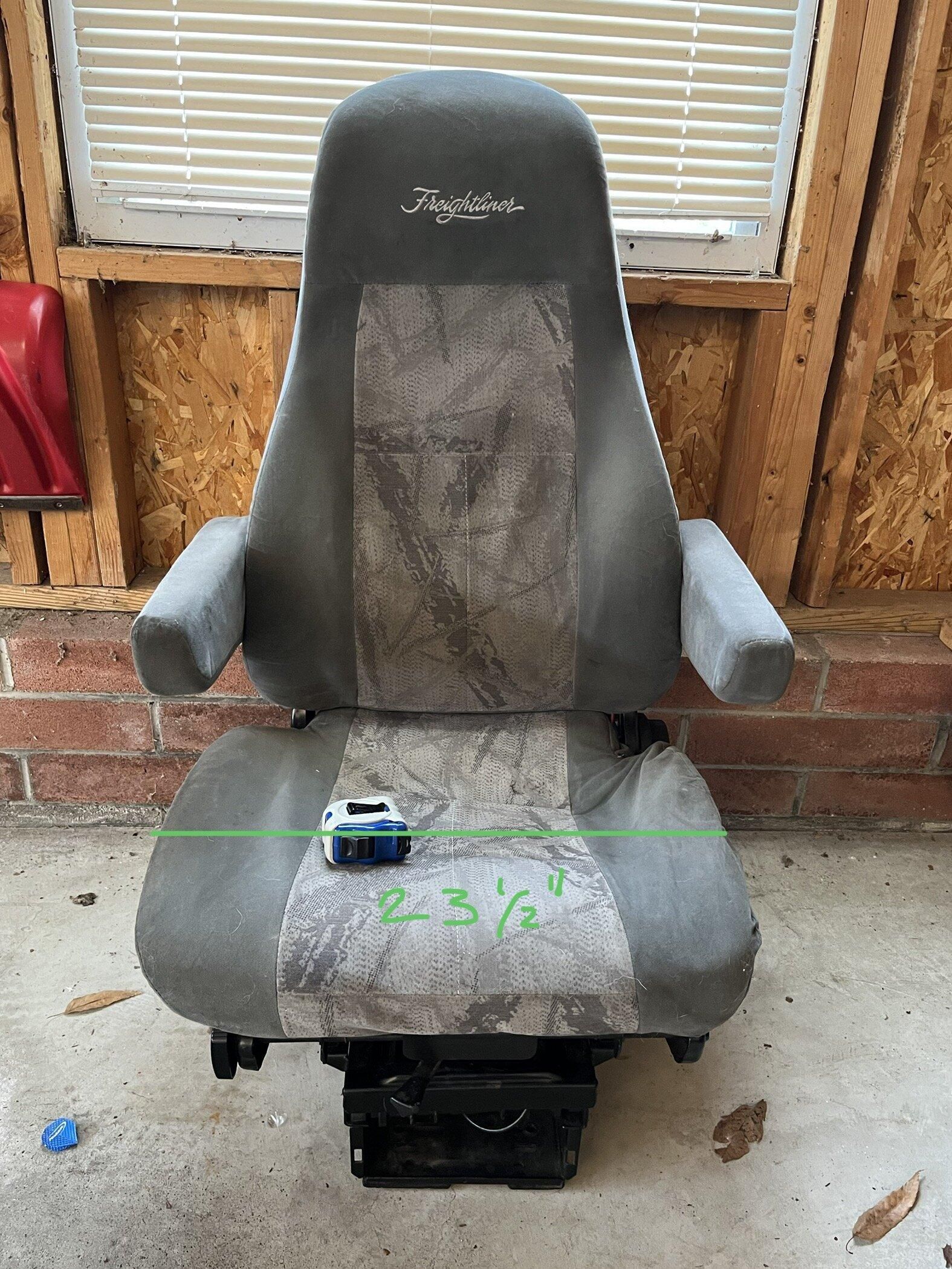 Budget Racing Simulator Cockpit : 14 Steps (with Pictures) - Instructables