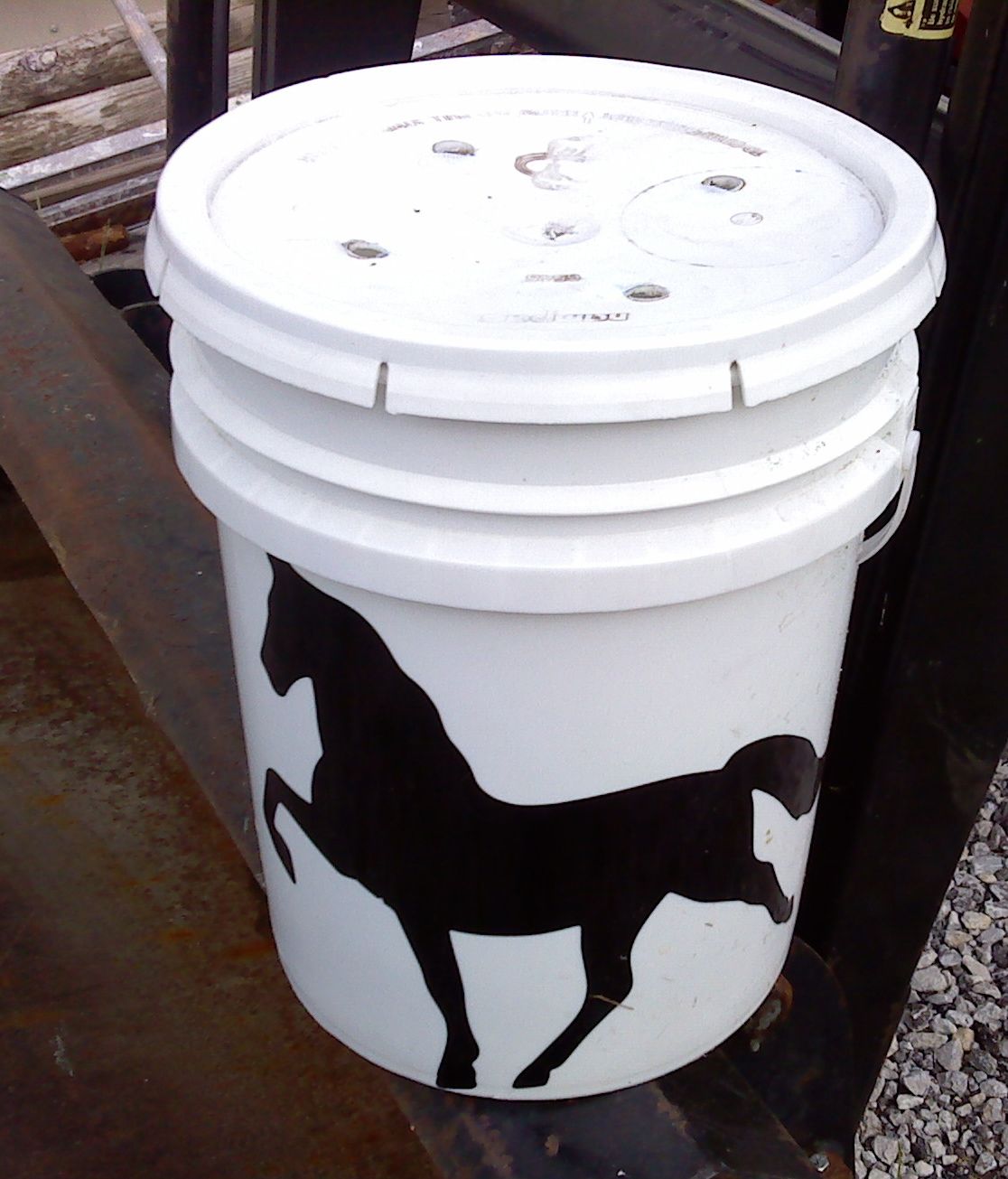 Bucket Solar Light & Storage Container SUPER EASY (with Pictures ...