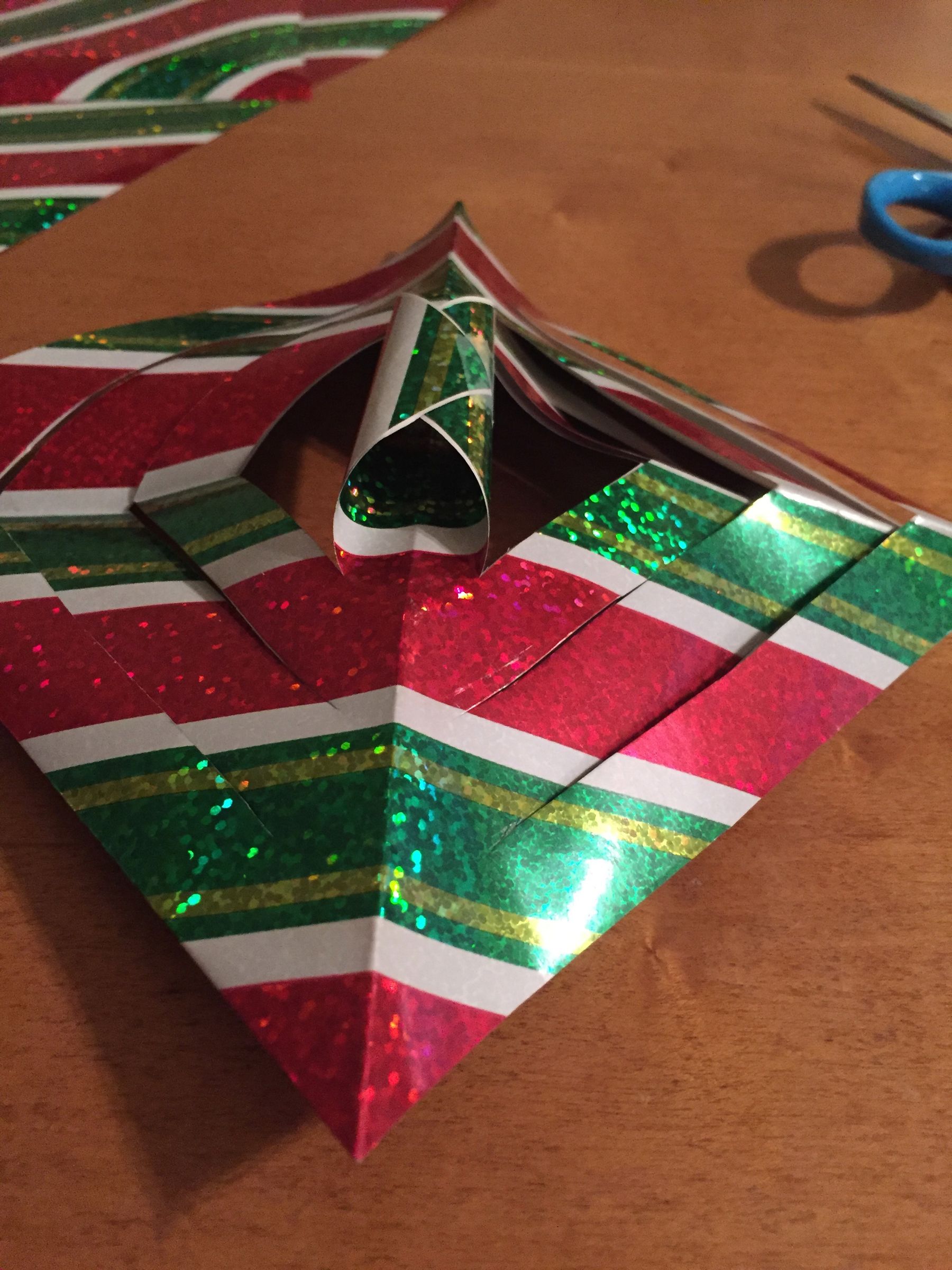 Three Dimensional Paper Snowflakes : 21 Steps (with Pictures ...