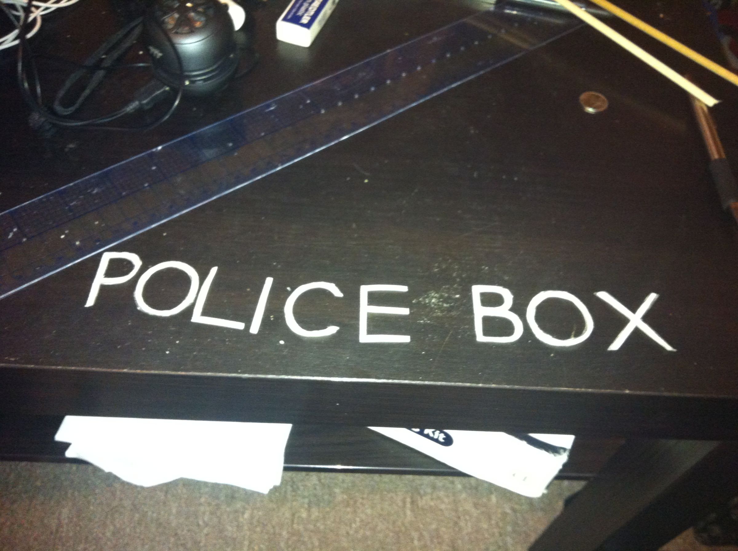 Tardis Bookshelf Project. : 6 Steps - Instructables