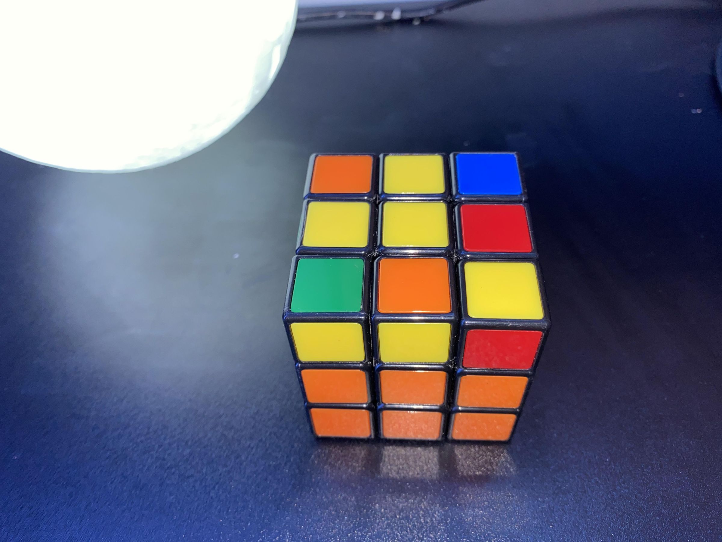How to Solve a 3x3x3 Rubik's Cube for Beginners : 7 Steps - Instructables