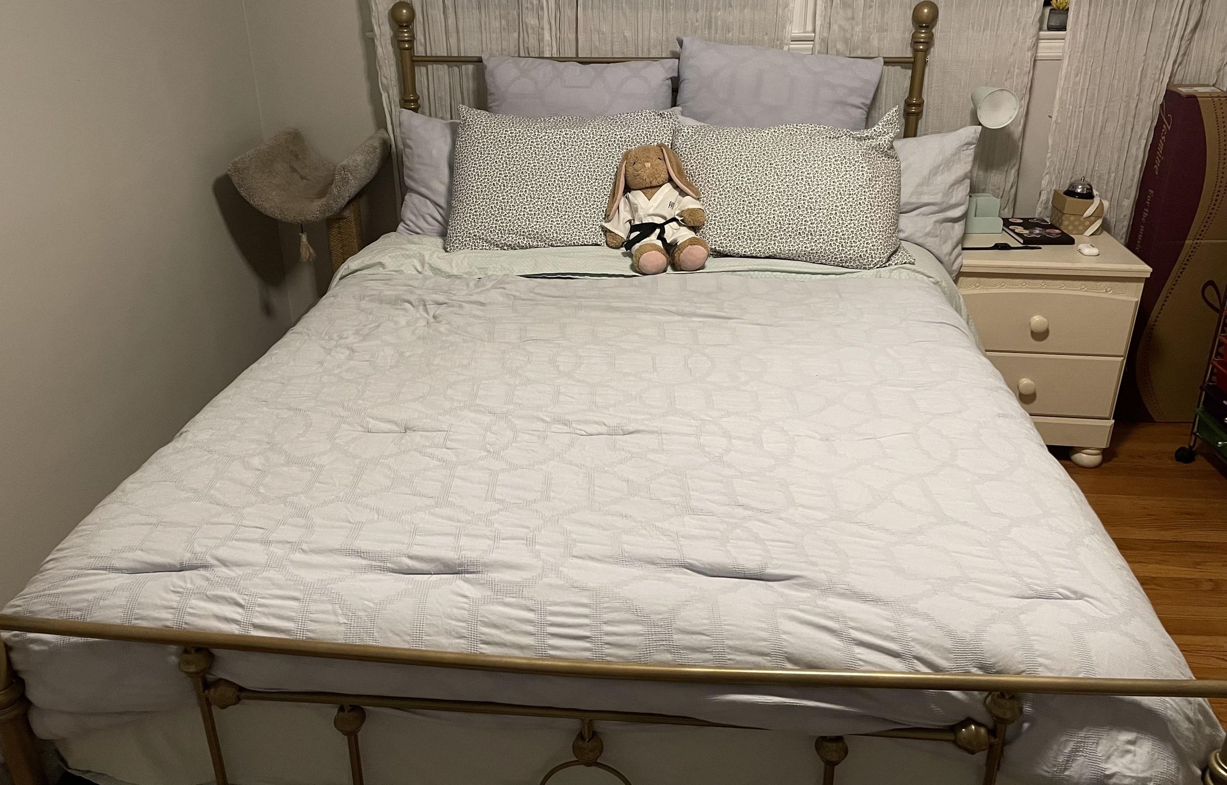 Making a Bed How To : 10 Steps (with Pictures) - Instructables