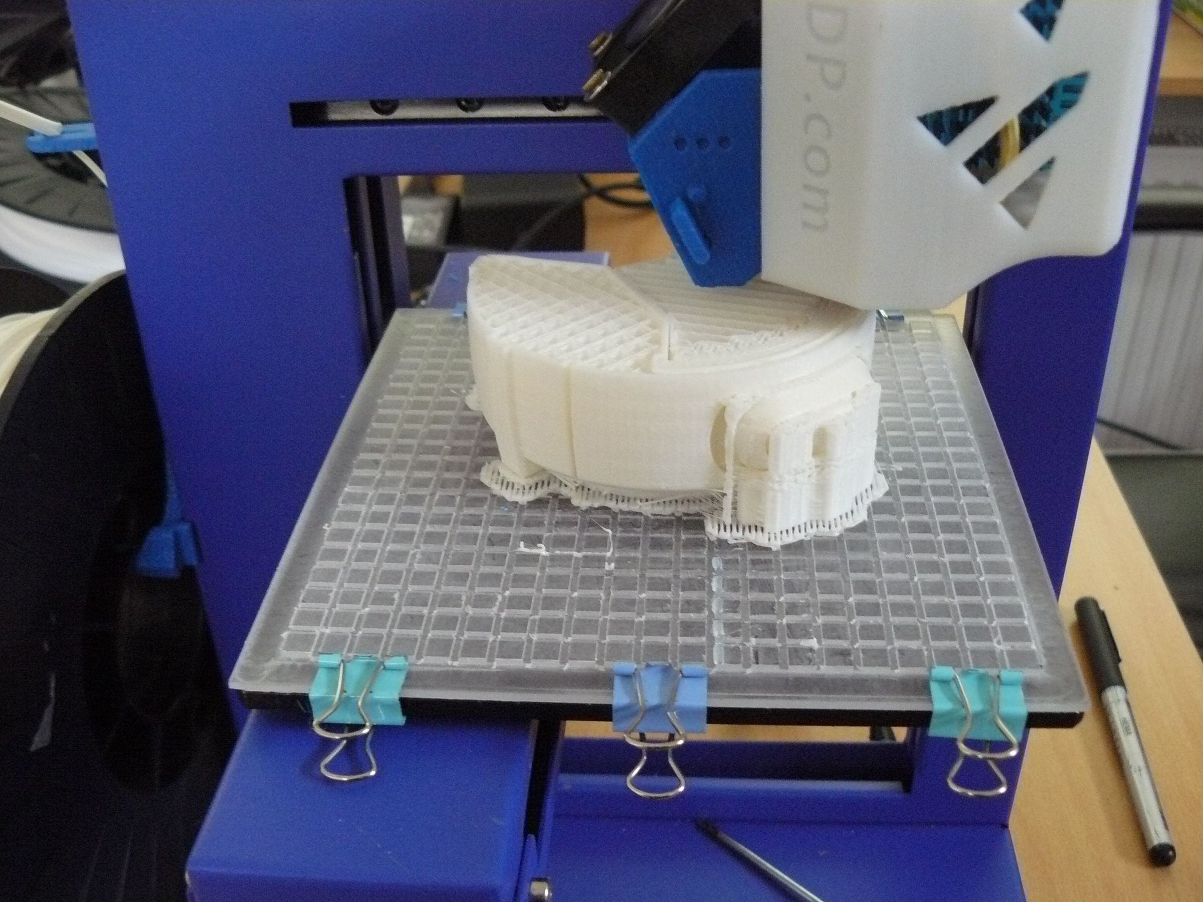 A Fully 3D Printable GlaDOS Robotic Ceiling Arm Lamp : 11 Steps (with ...