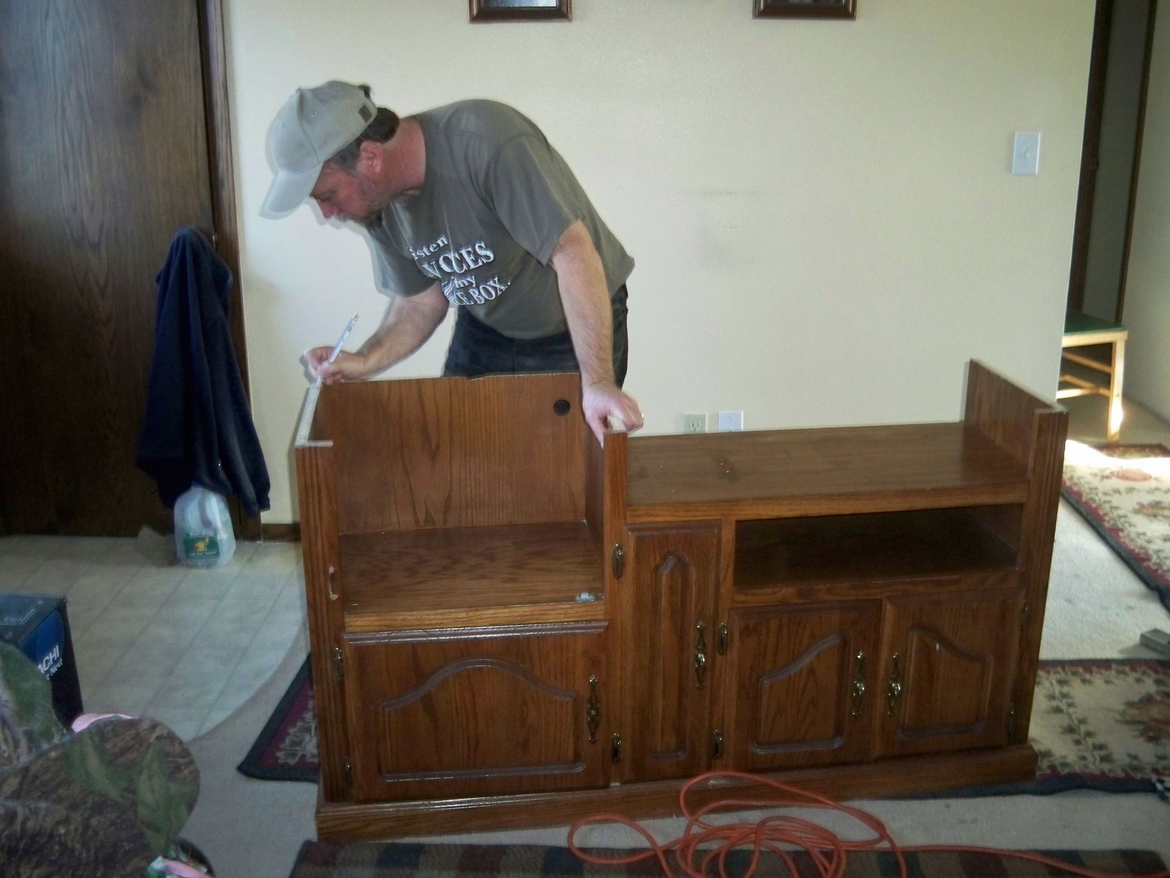 How to Modify an Entertainment Center to Fit a HDTV : 3 Steps ...