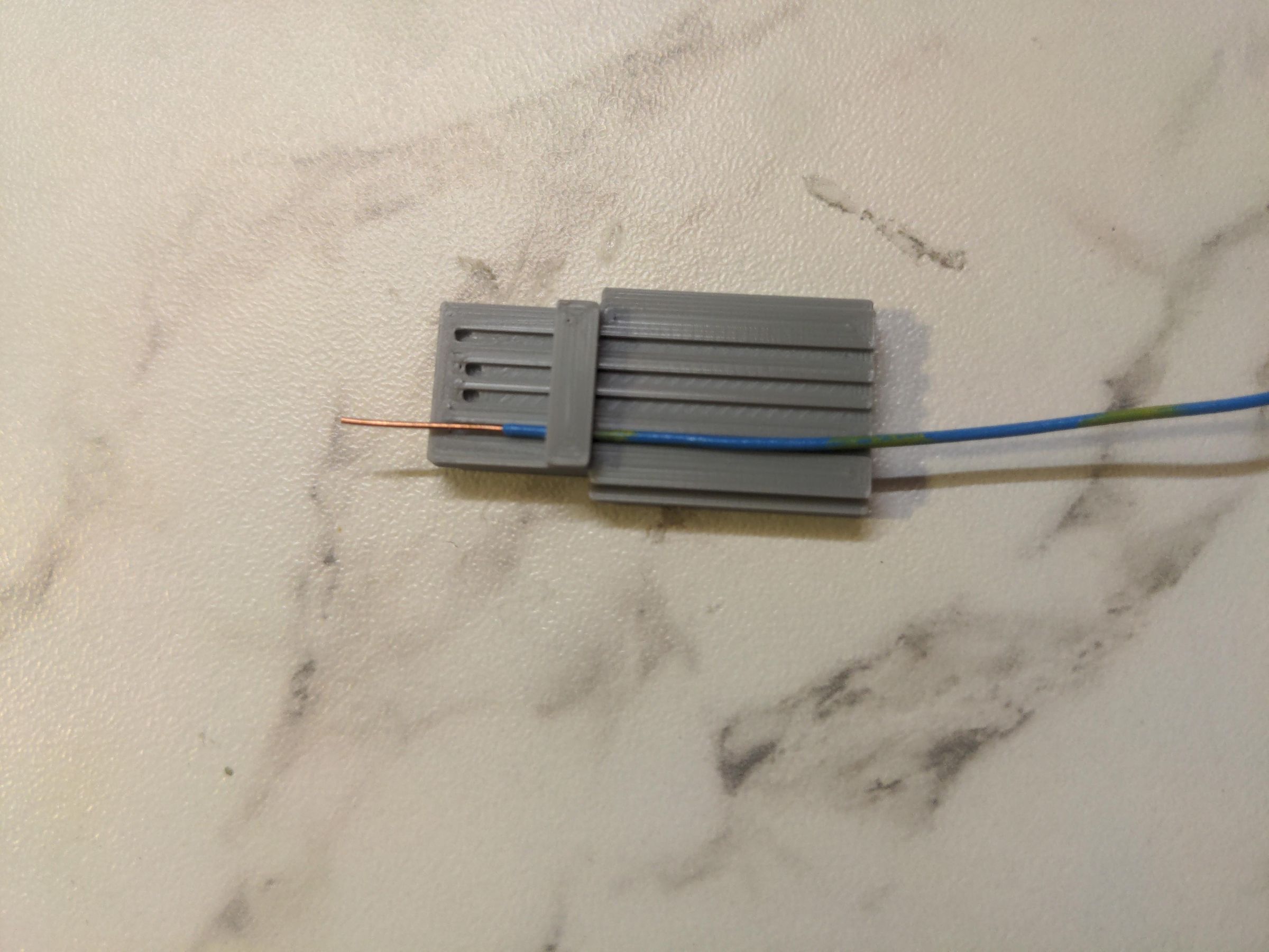 Minimalist USB Connector - No Special Hardware Required : 5 Steps ...