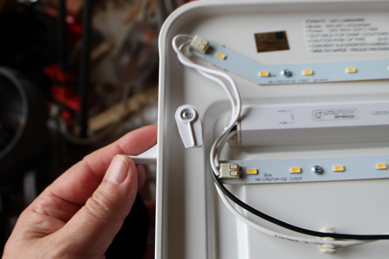 Install a LOWES UTILITECH PRO LED Flushmount Ceiling Fixture in Your ...