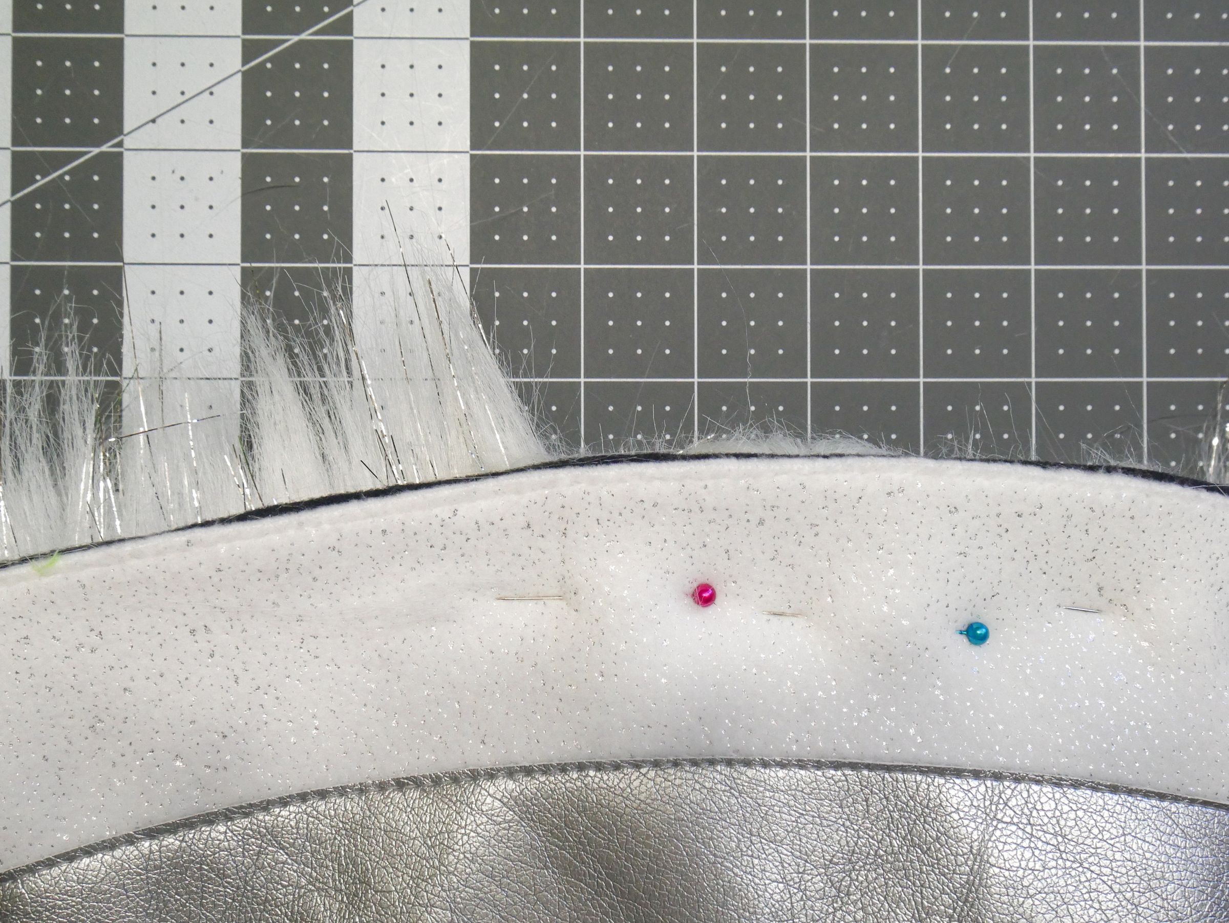 Star Wars BB8 Inspired Santa Hat : 10 Steps (with Pictures) - Instructables