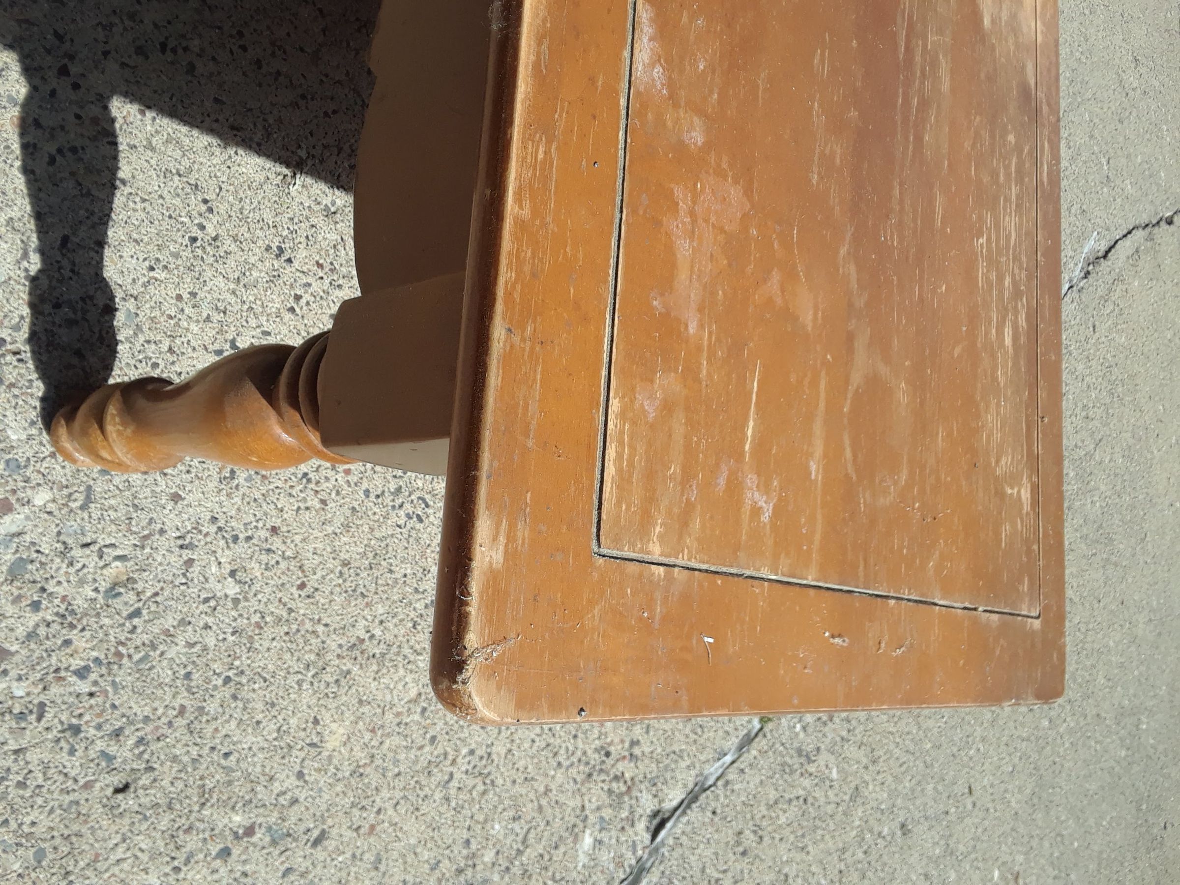 Old Coffee Table Fix : 8 Steps (with Pictures) - Instructables