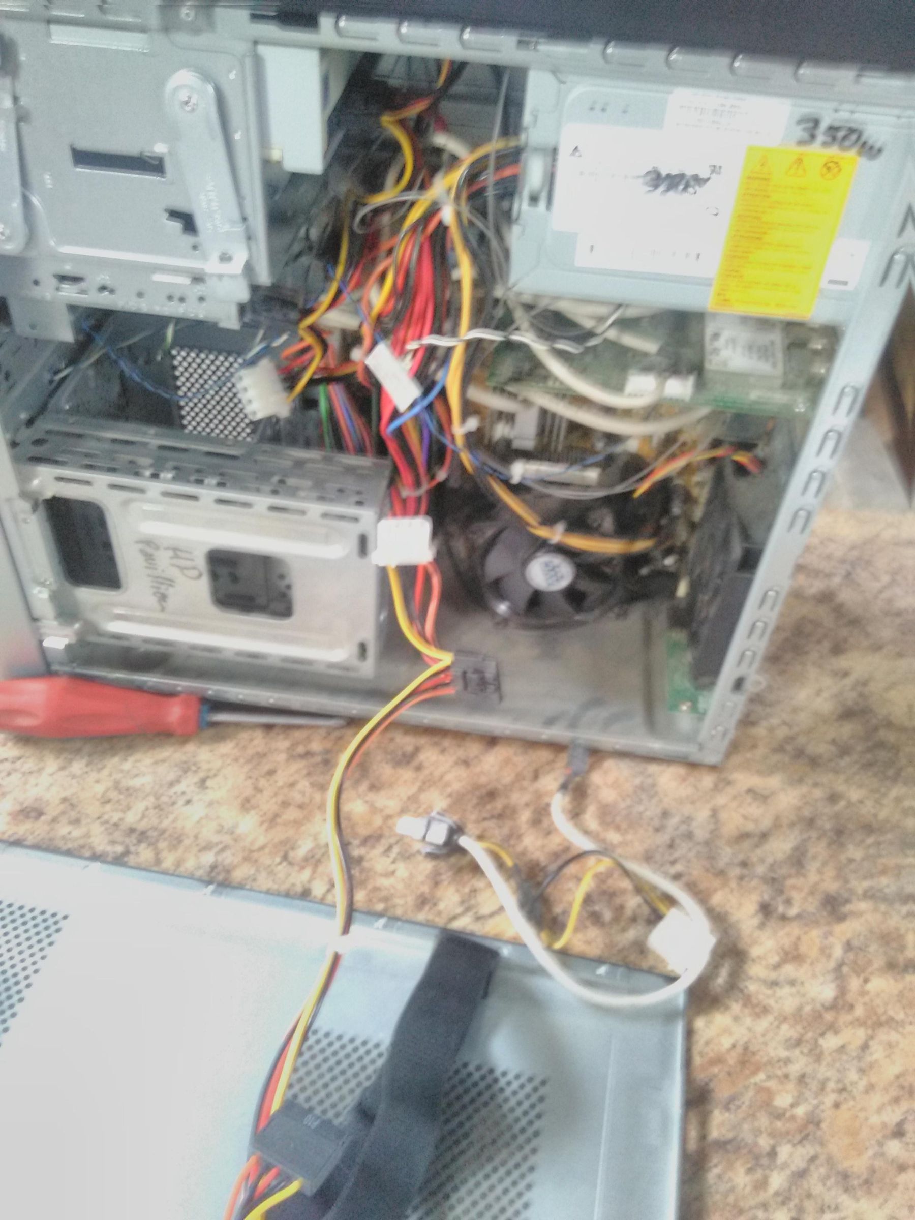 How to Turn a Old/Damaged Pc or Laptop Into a Media Box : 9 Steps ...