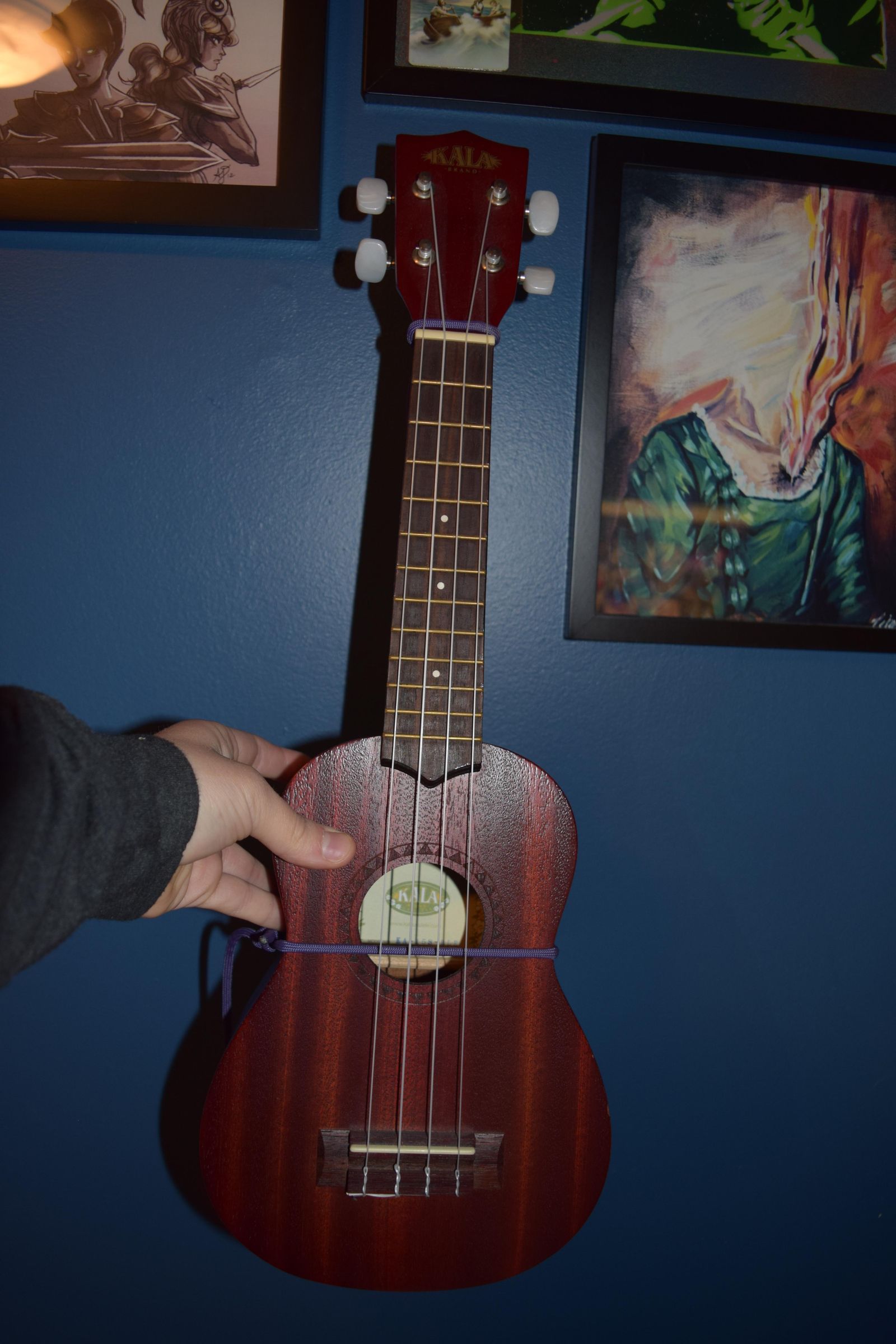Wooden Ukulele Wall Hanger : 10 Steps (with Pictures) - Instructables