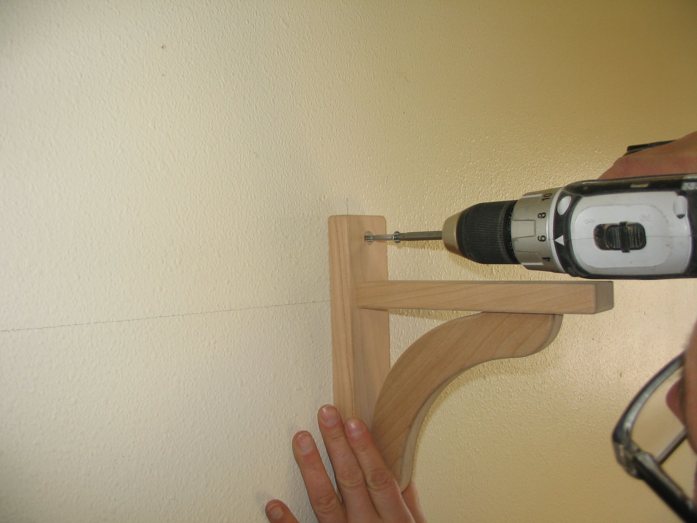 How to Mount a Shelf With Wood Shelf Brackets : 16 Steps (with Pictures ...