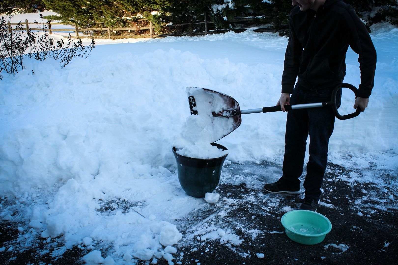 Snow Aliens : 6 Steps - Instructables