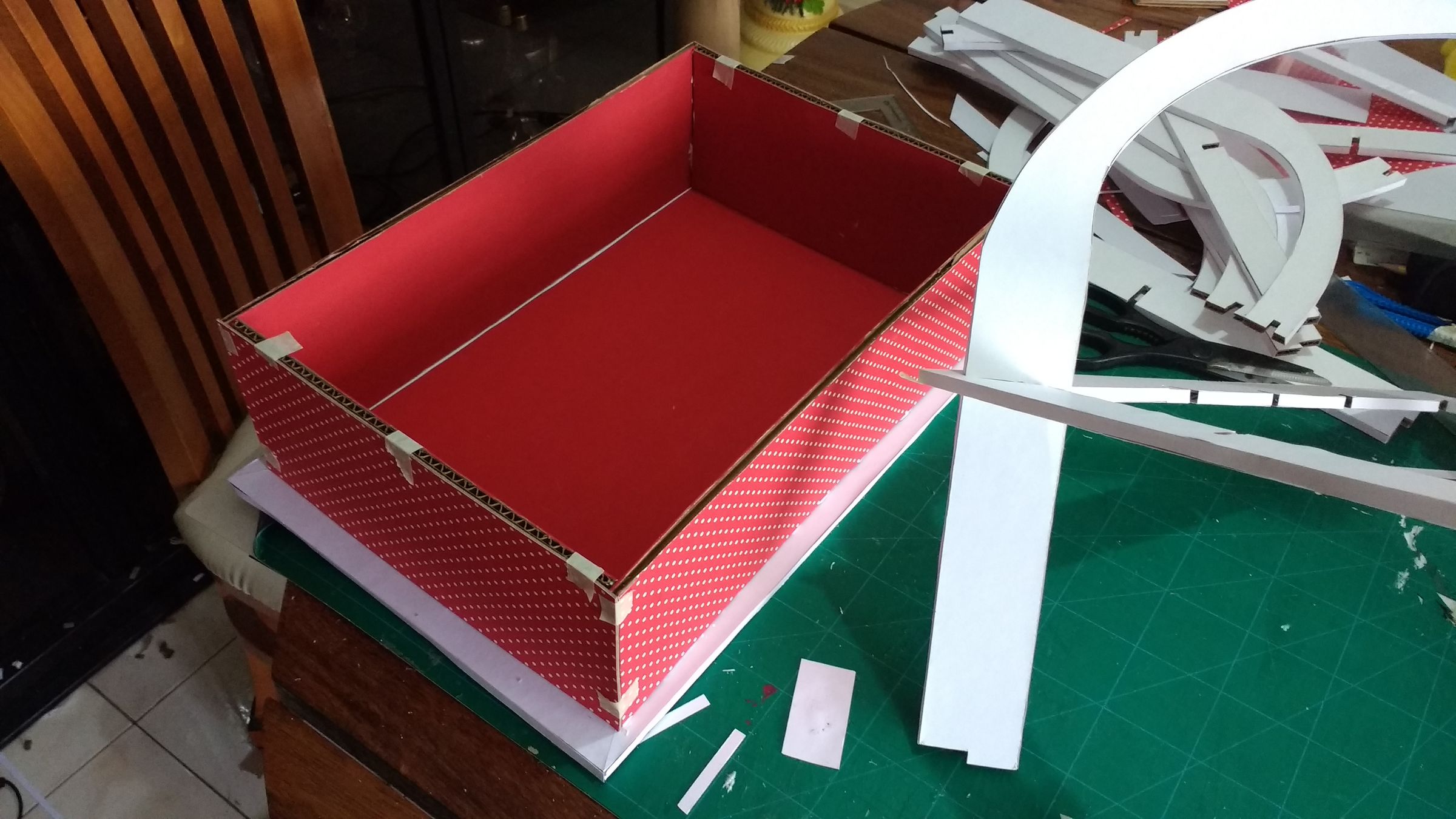 Cardboard Decorative Birdcage : 12 Steps (with Pictures) - Instructables