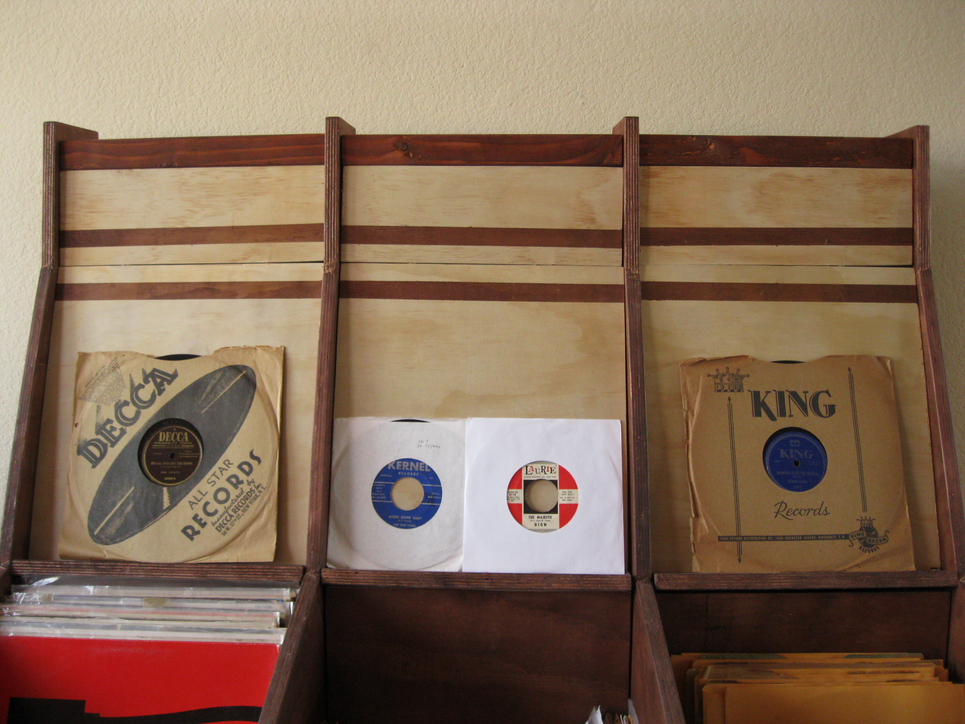 Bioshock's Rapture Records Bin : 8 Steps (with Pictures) - Instructables