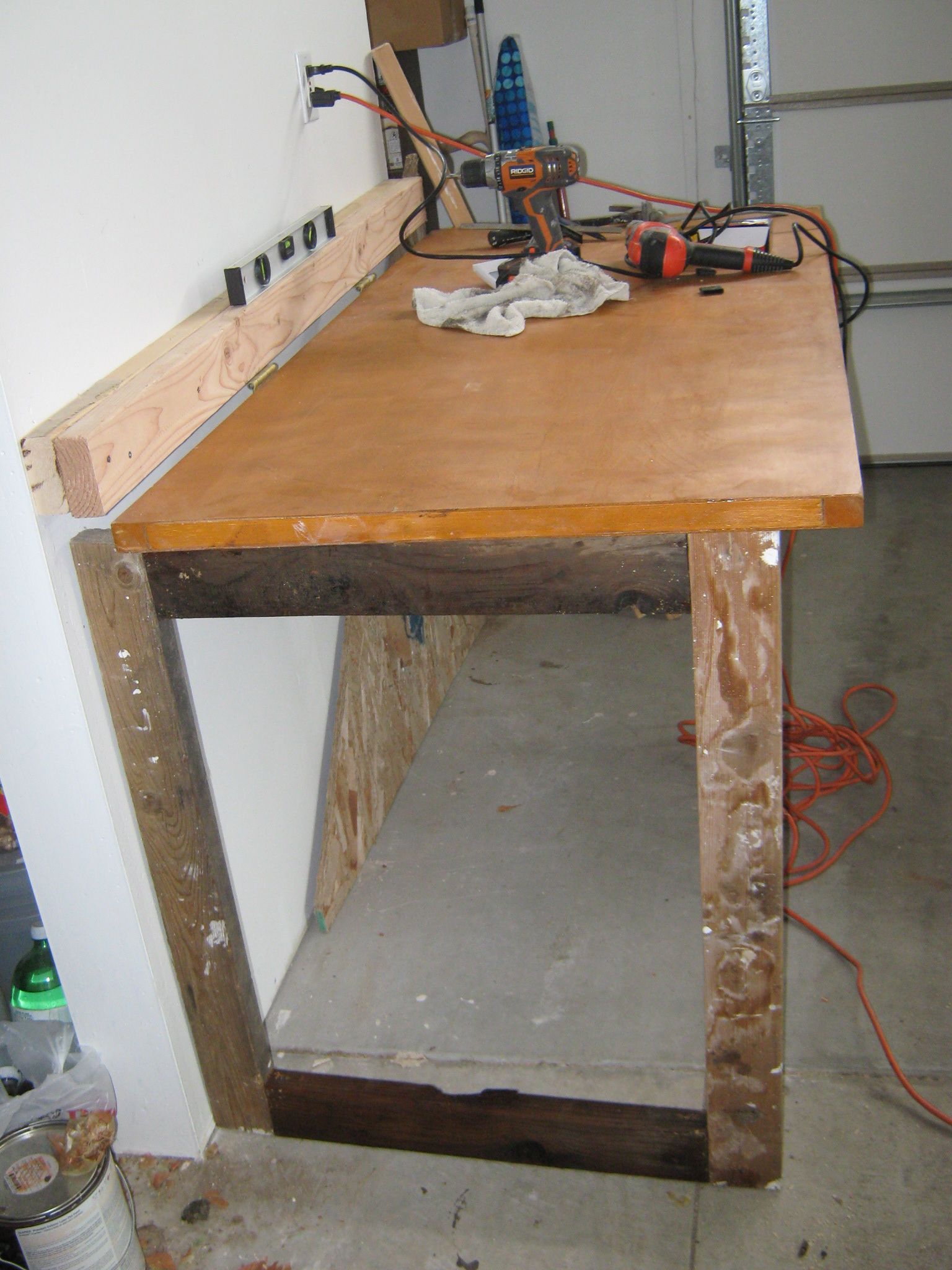 Folding Garage Counter From a Door. : 5 Steps - Instructables