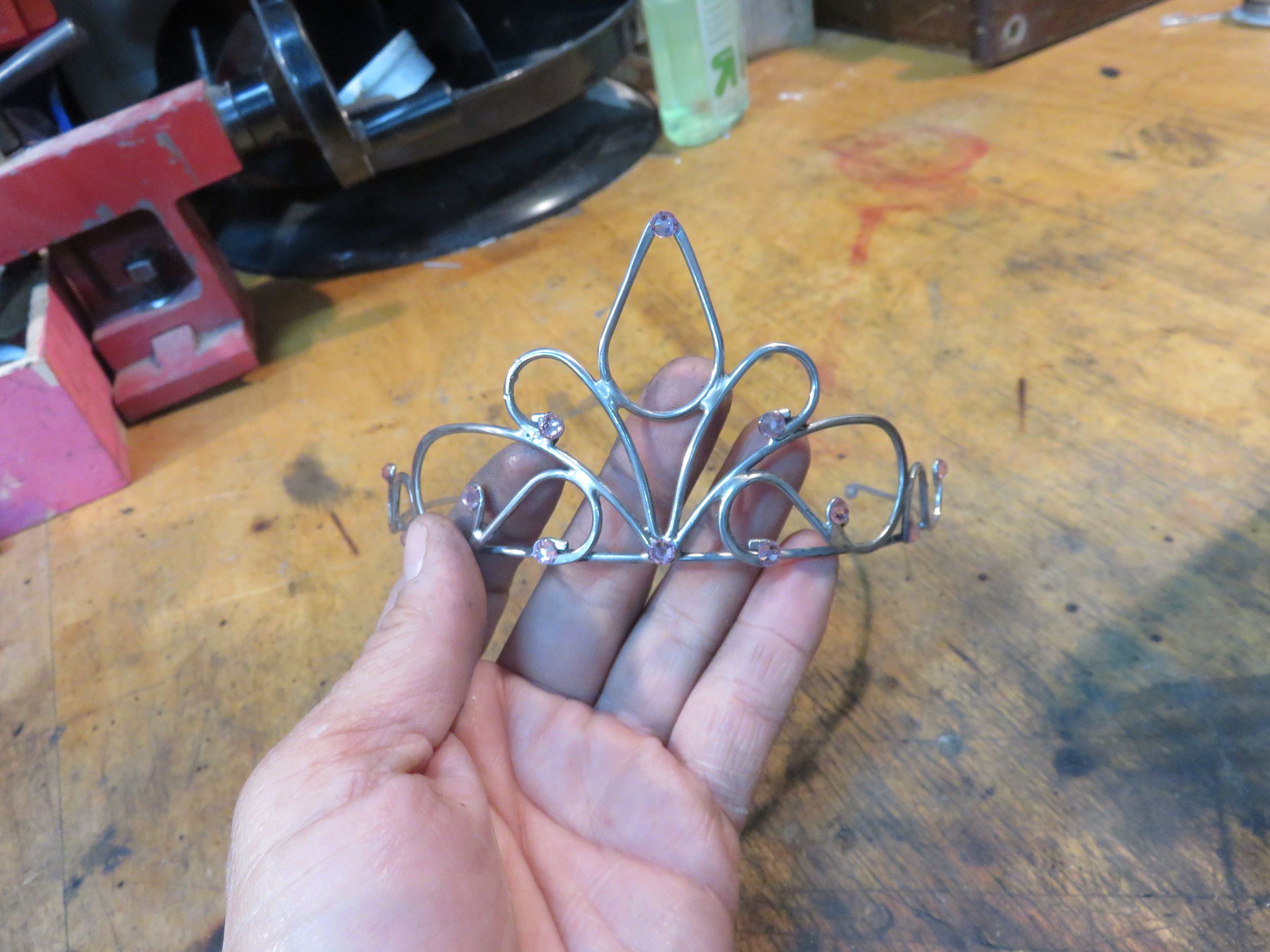 How to Make a Tiara. : 15 Steps (with Pictures) - Instructables