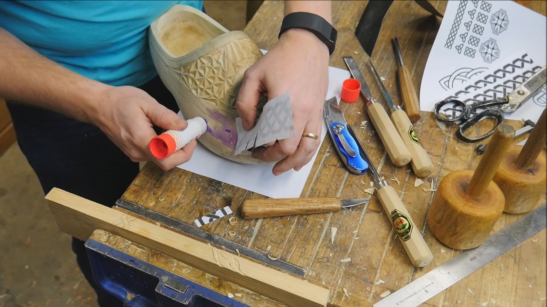 Carve Clogs for Shop Shoes : 8 Steps (with Pictures) - Instructables