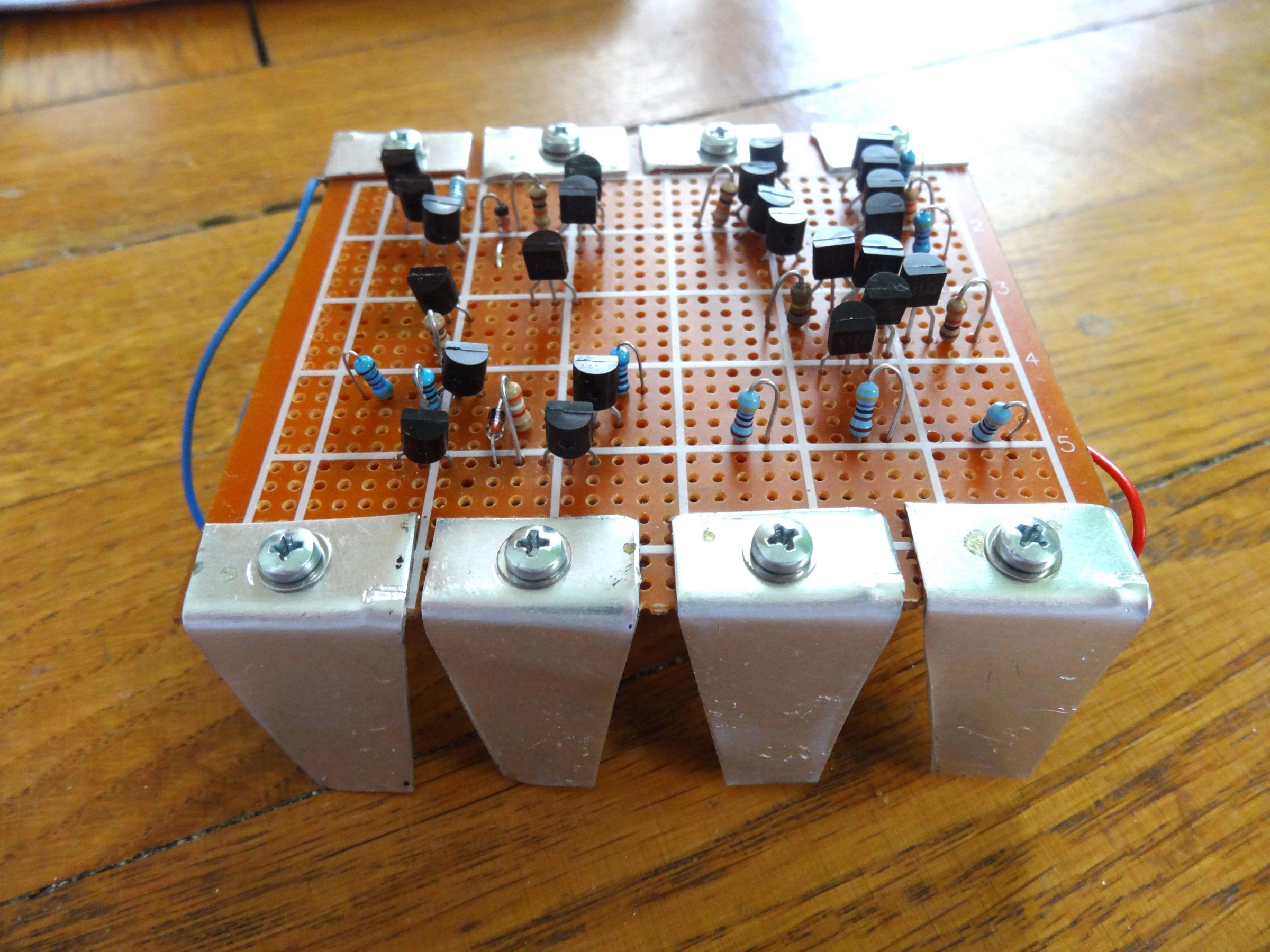 The Famous NE555 Timer-IC, Original and a Bit Larger (with Pictures ...